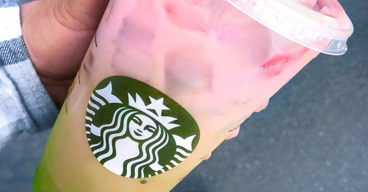 How to Order a Starbucks Matcha Pink Drink | PS Food