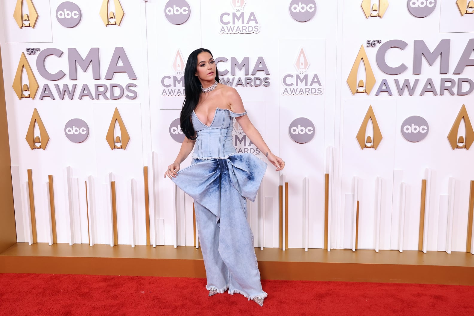 Katy Perry's 3 Denim Looks For the CMAs | Photos | POPSUGAR Fashion