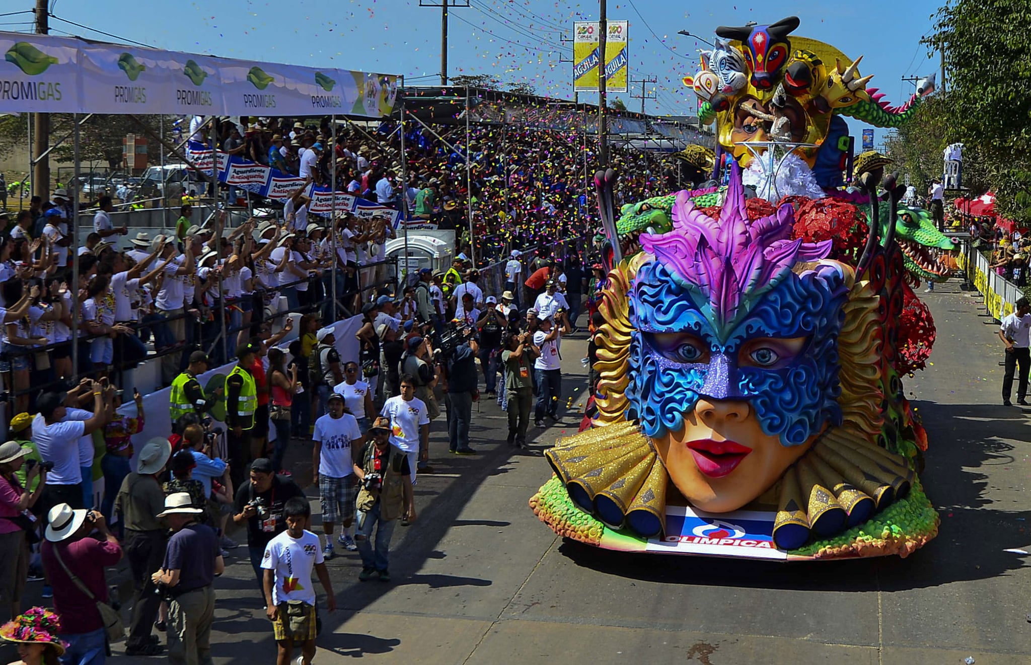 The Joys of the Carnaval de Barranquilla | POPSUGAR Latina