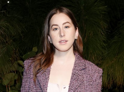 Who Is Alana Haim? 7 Facts About the Singer-Turned-Actress | POPSUGAR ...
