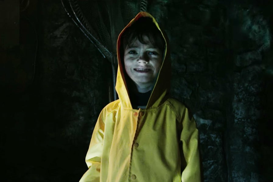 Jackson Robert Scott as Georgie Denbrough | It Movie Cast 2017 ...