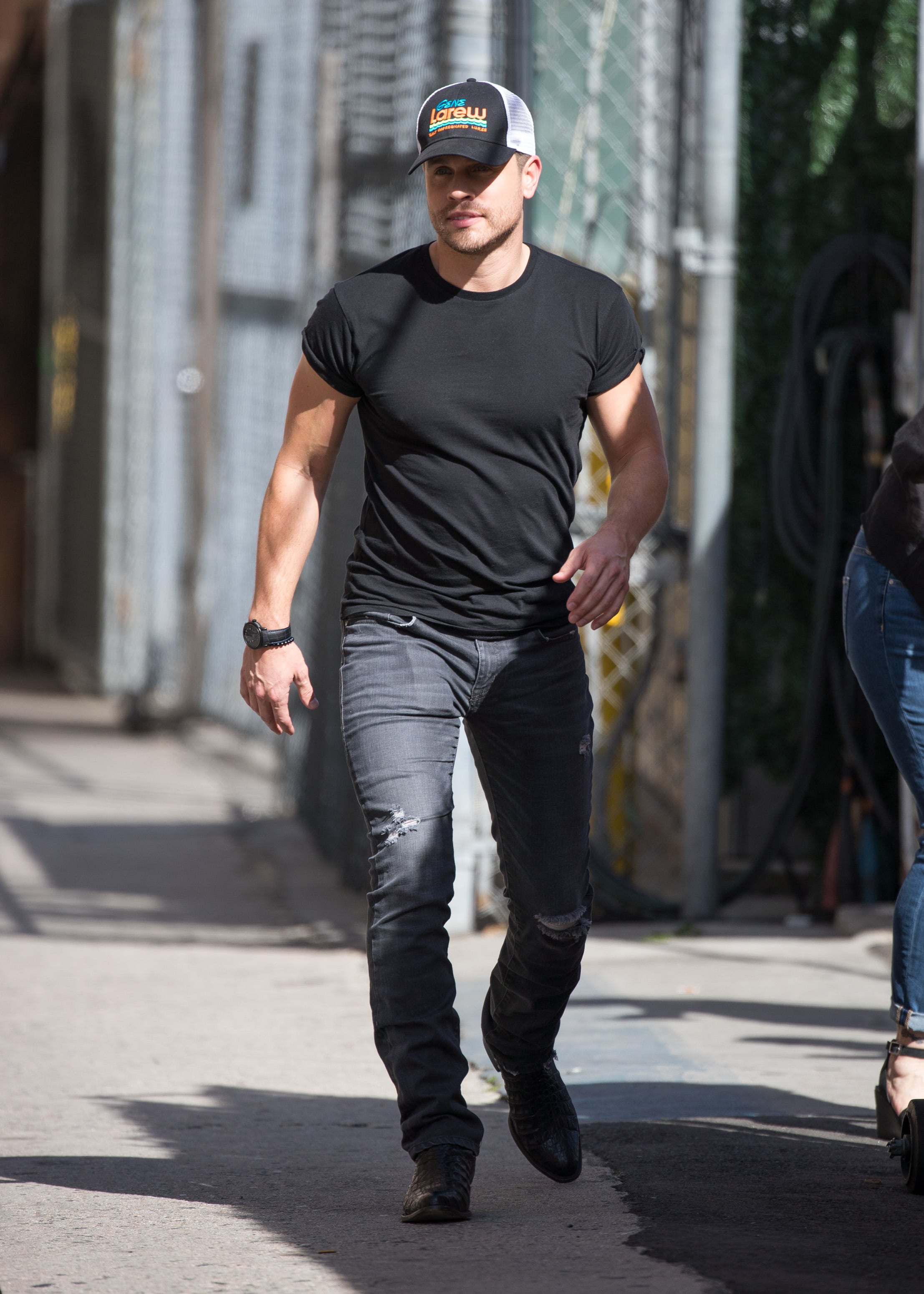 Dustin Lynch Without Shirt