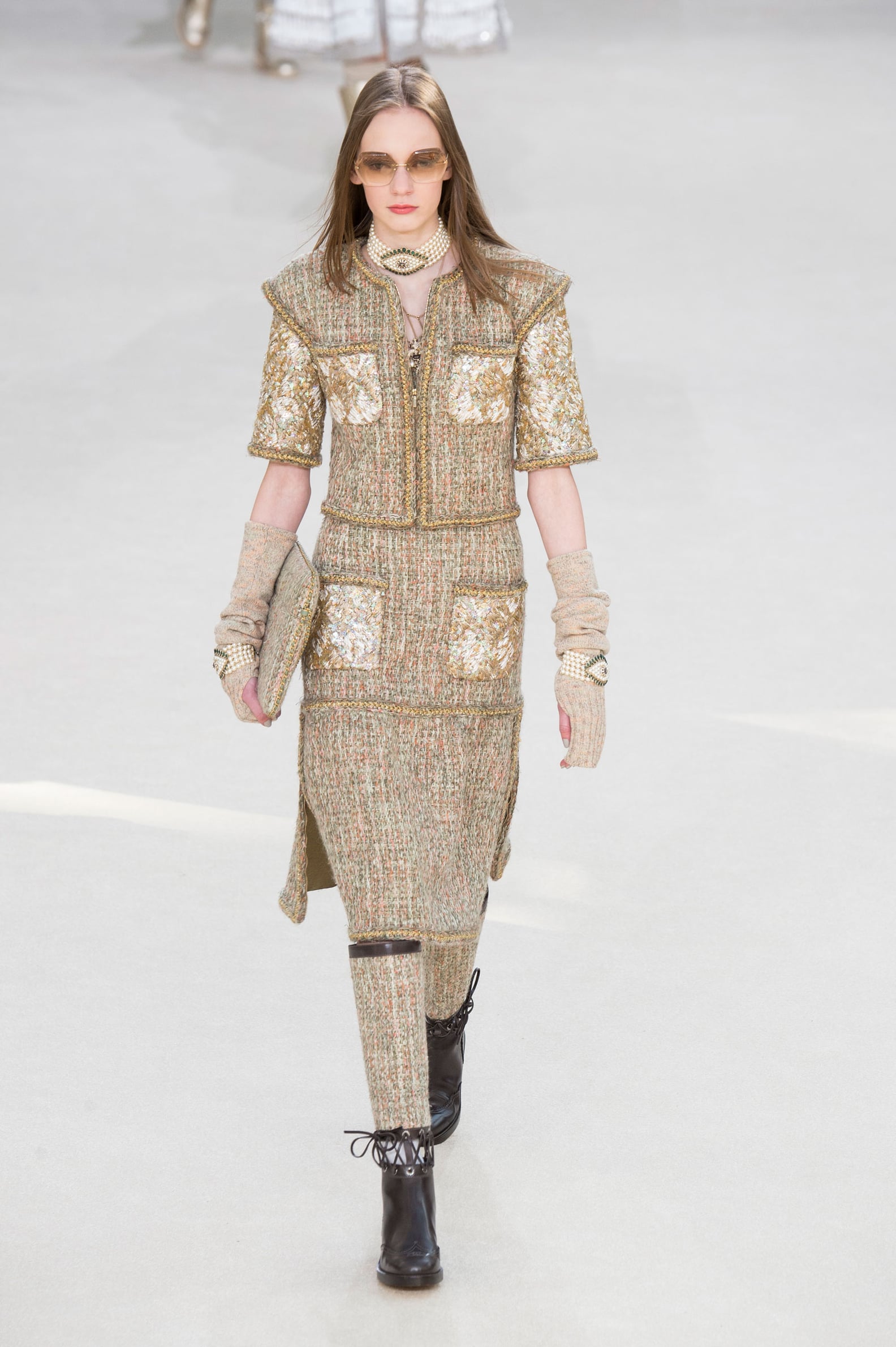 Chanel Fall 2016 Collection | PS Fashion