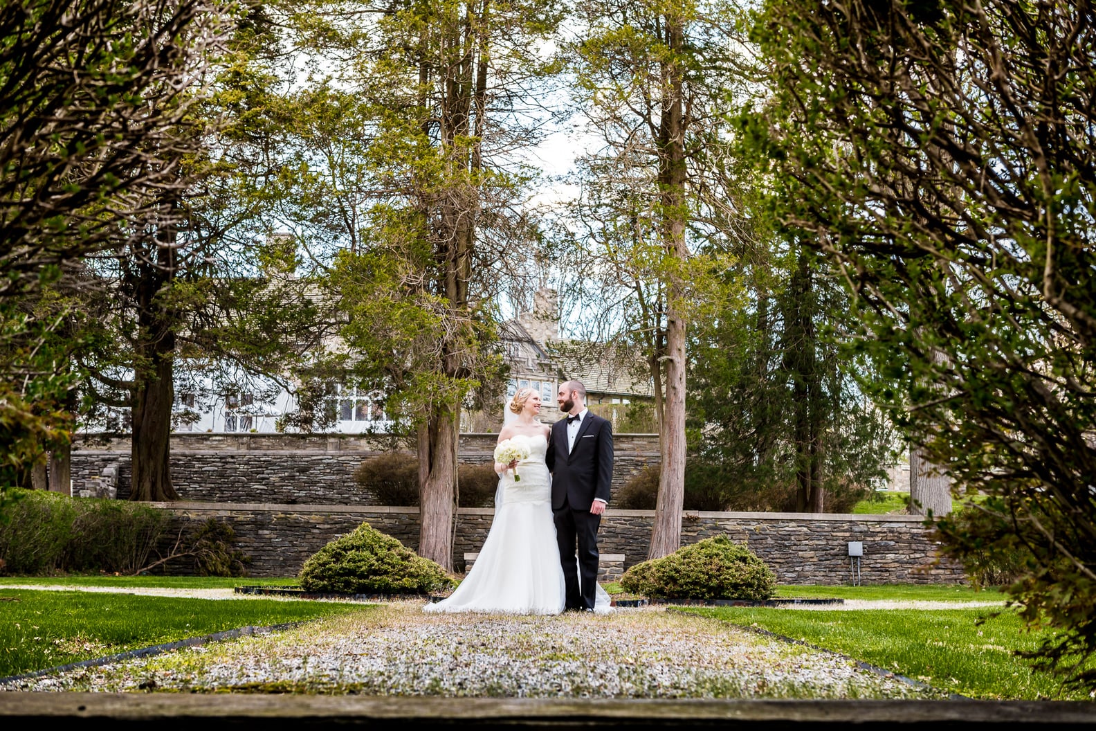 Classic Outdoor Pennsylvania Wedding | PS Love