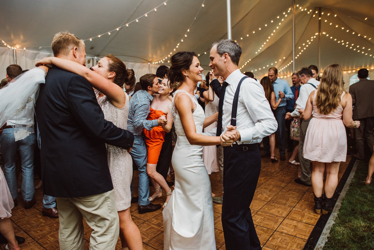 Relaxed Outdoor Wedding | PS Love