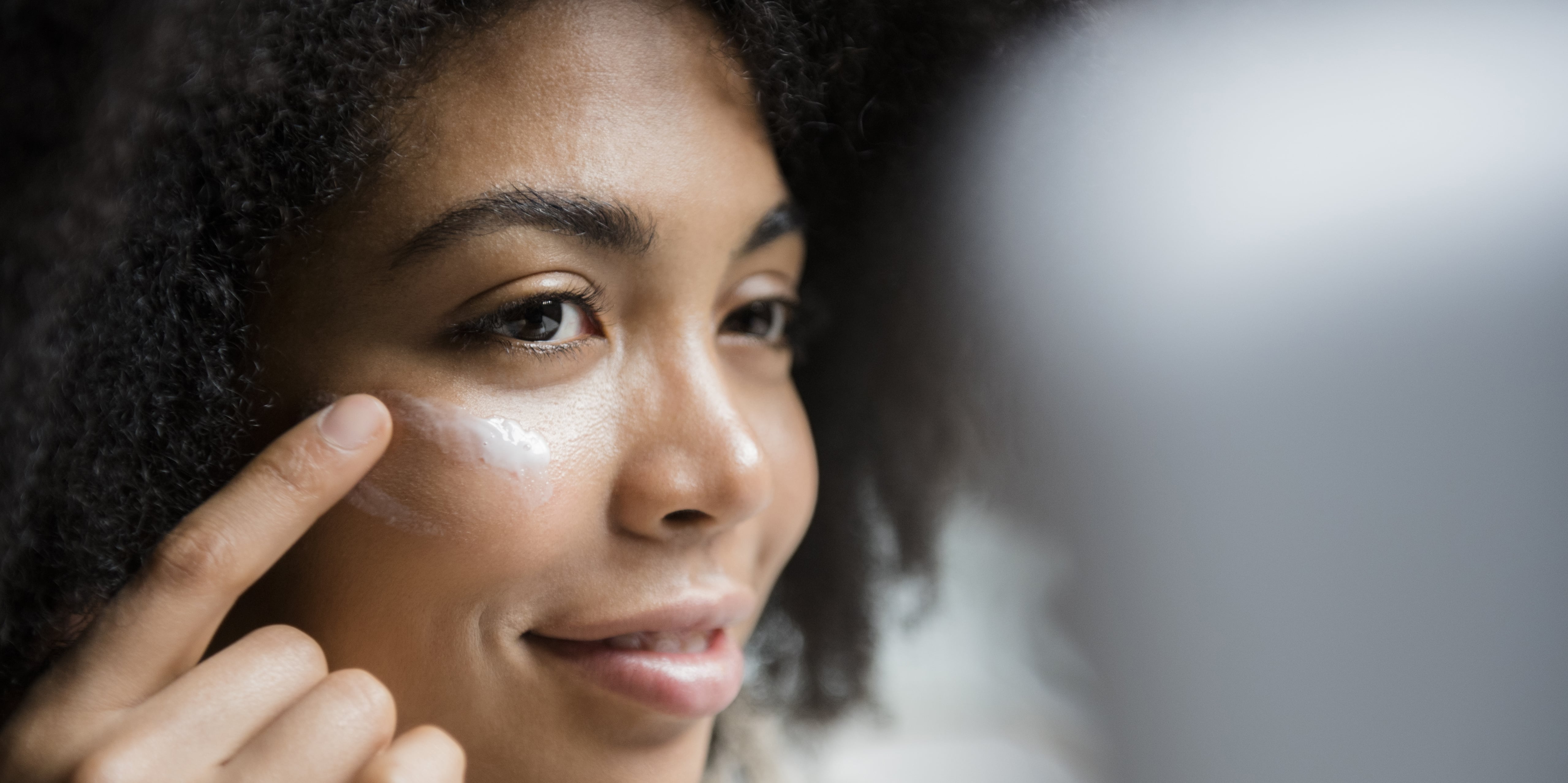 Do I Need to Wear Sunscreen Indoors? Skin Experts Weigh In | PS Beauty