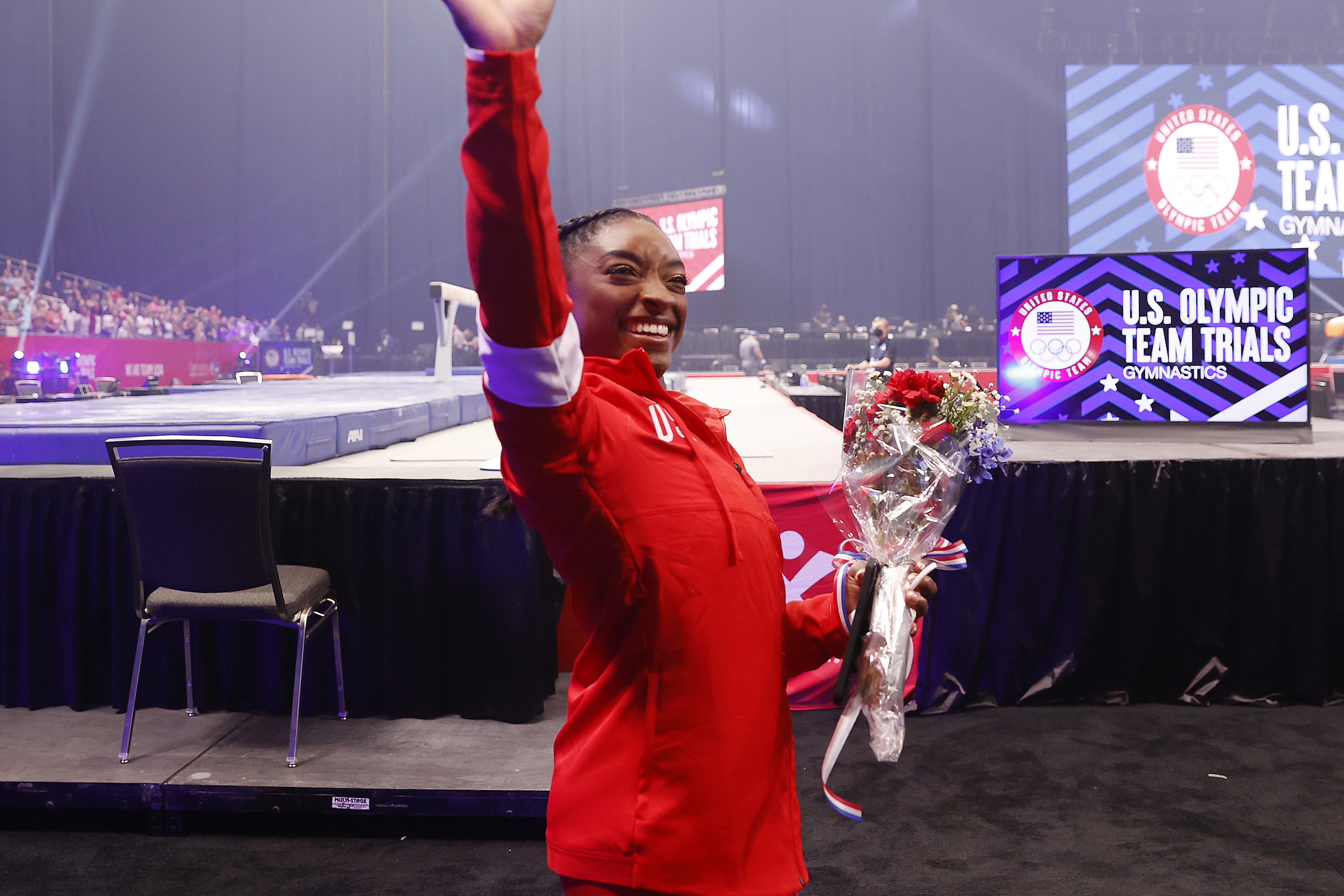 Simone Biles Shares Cute Photo With Her Parents on Instagram | POPSUGAR ...