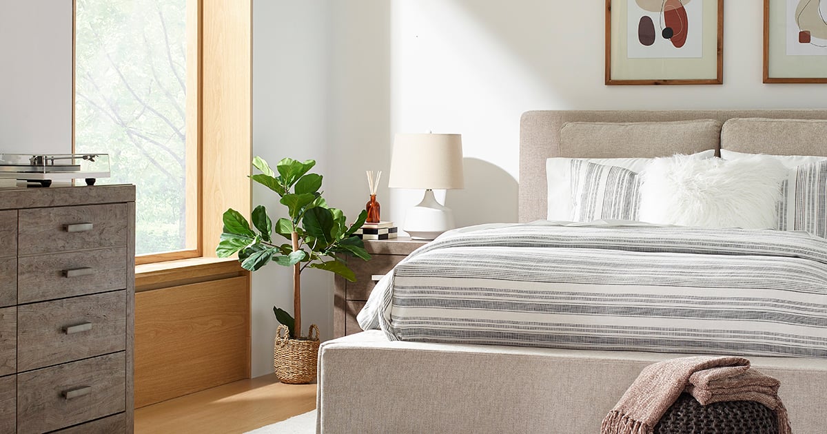 Tips For Making Your Guest Room Feel Warm and Welcoming | POPSUGAR Home