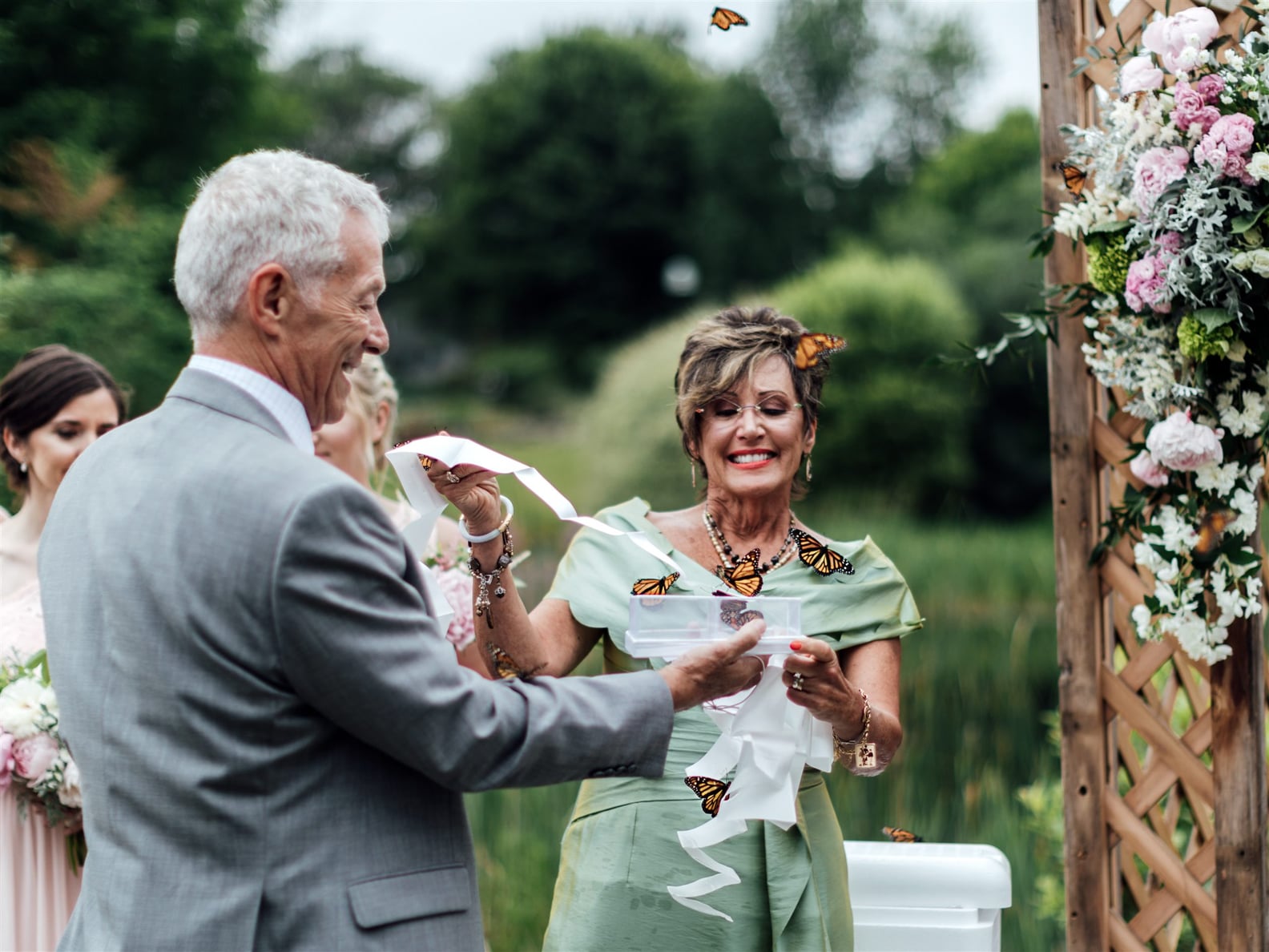Butterfly Release at Wedding to Honor a Loved One | PS Love