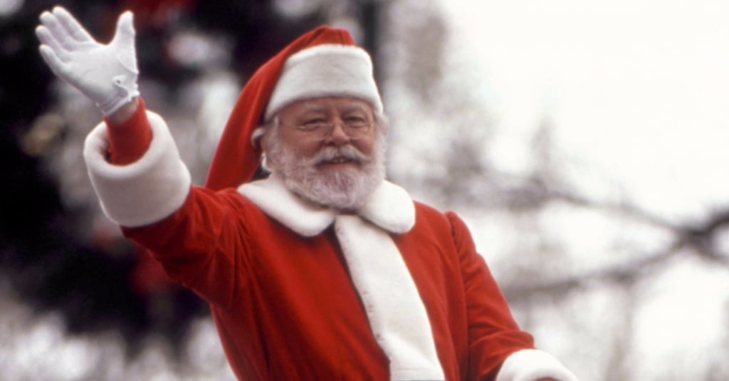 Secret Santa Pays Overdue Elementary School Lunch Balances | POPSUGAR ...