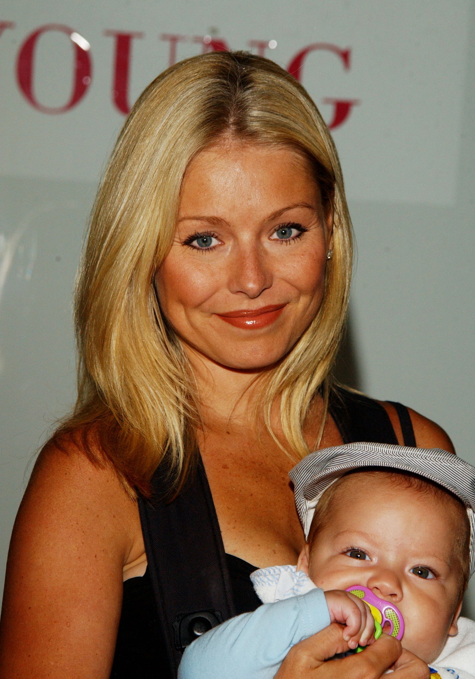 Kelly Ripa With Her Sons Michael and Joaquin Pictures | PS Celebrity