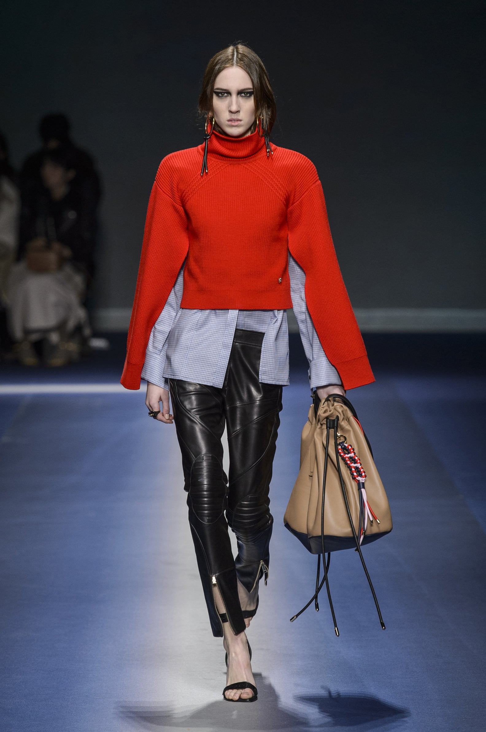 Versace Fall 2017 Runway | PS Fashion