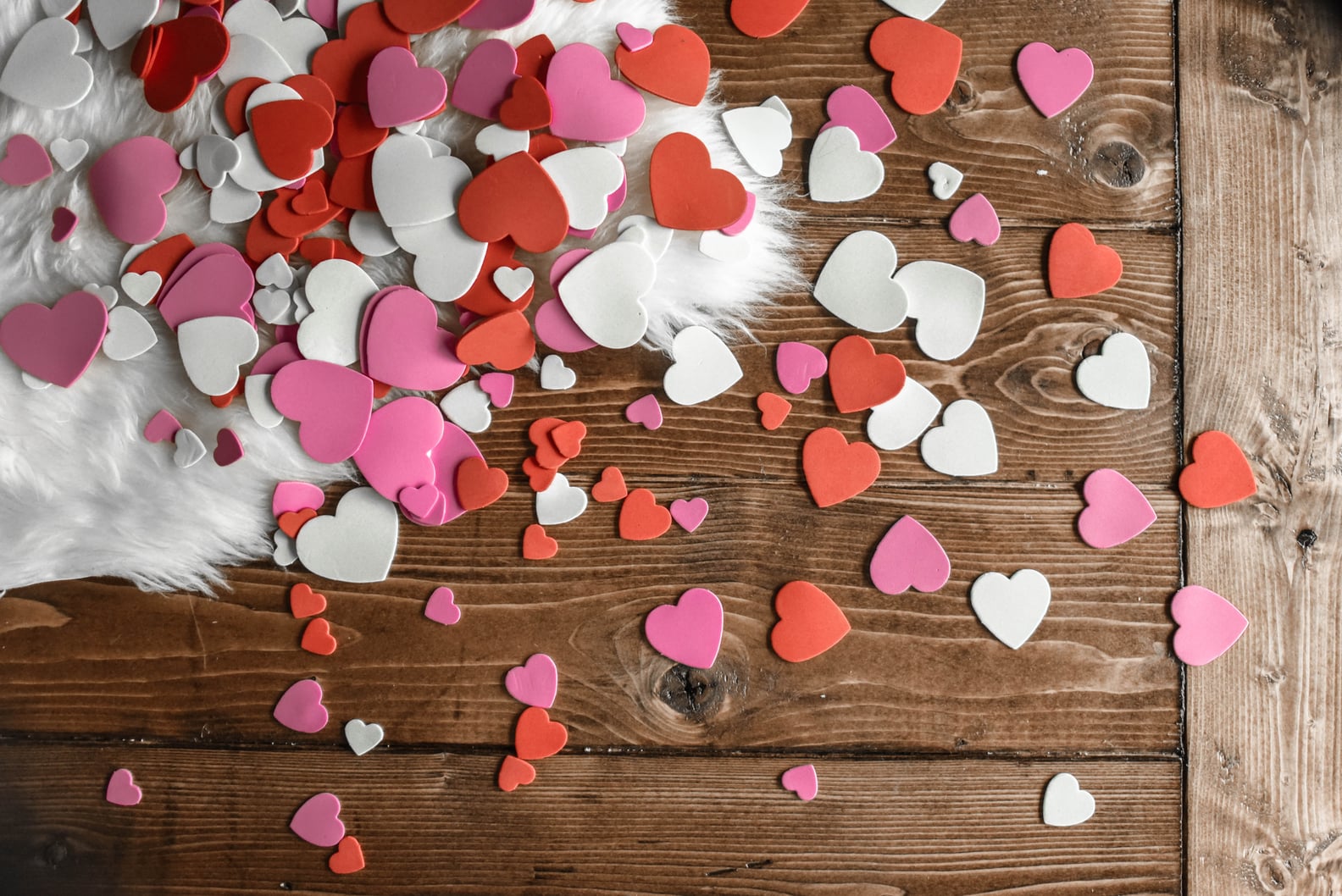 Valentine's Day Zoom Backgrounds | PS Tech