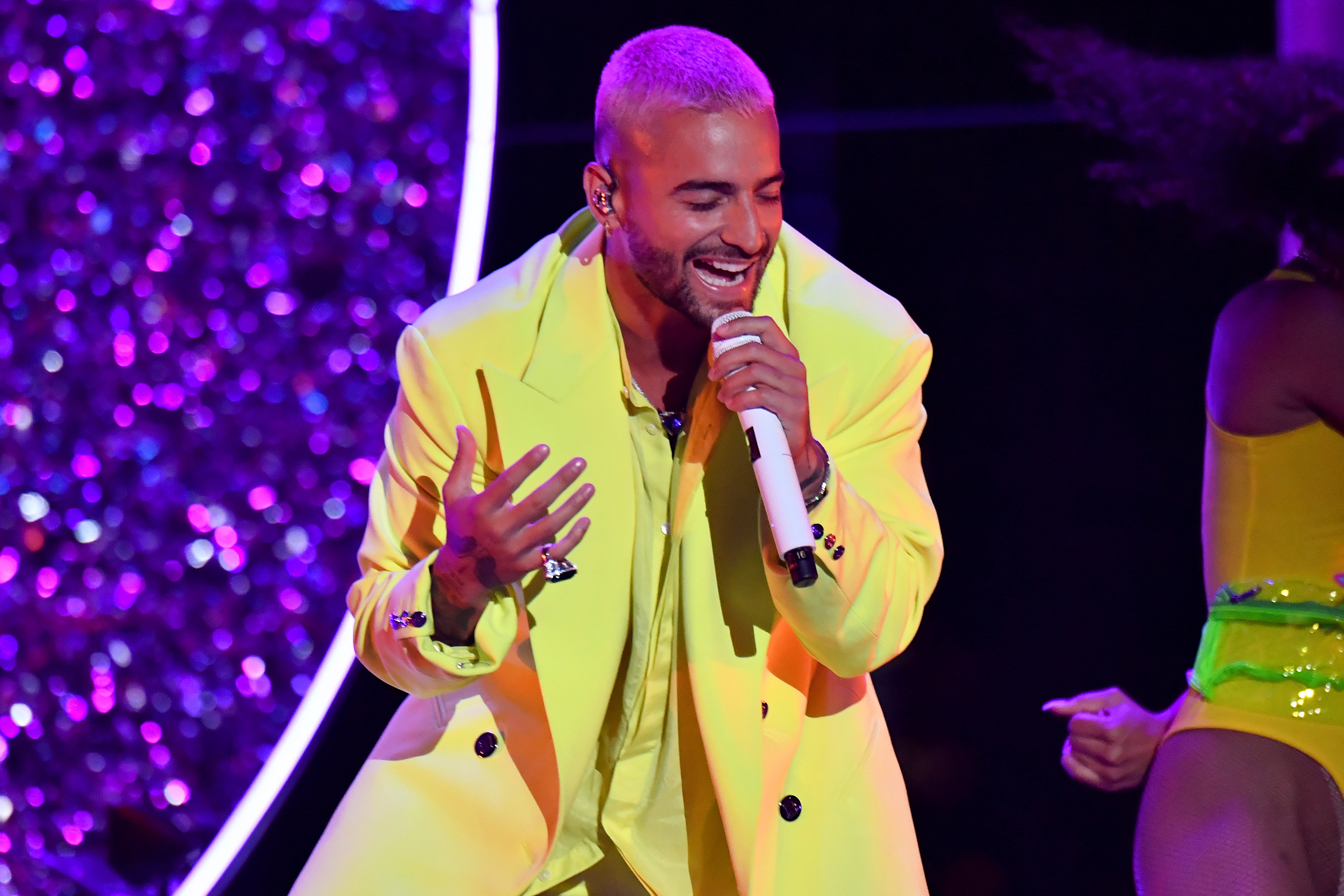 Watch Maluma's Performance at the MTV VMAs 2020 | Video | POPSUGAR ...