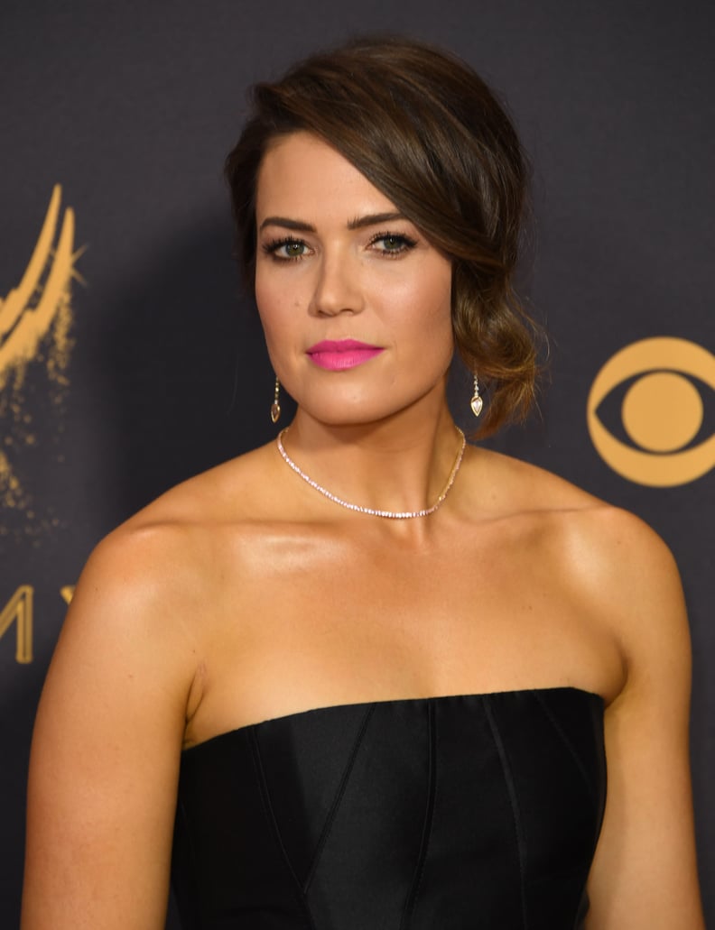 Mandy Moore's Hair, Makeup, and Nails at the 2017 Emmys | PS Beauty