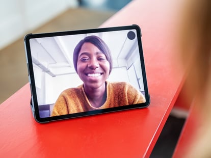 See Your Friends From Home With These 4 Online Hangout Apps | POPSUGAR Tech