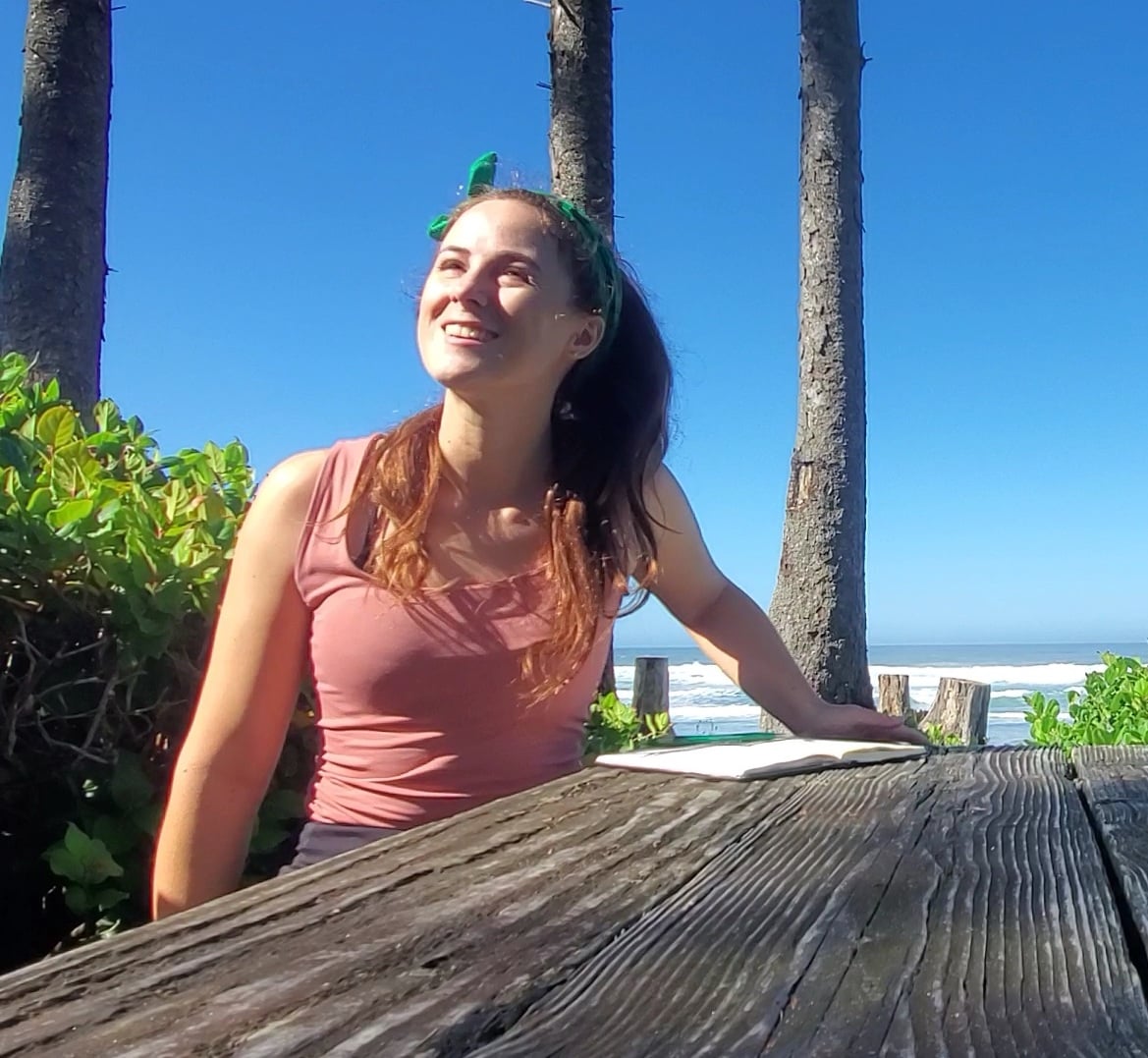 Julia Smit - POPSUGAR