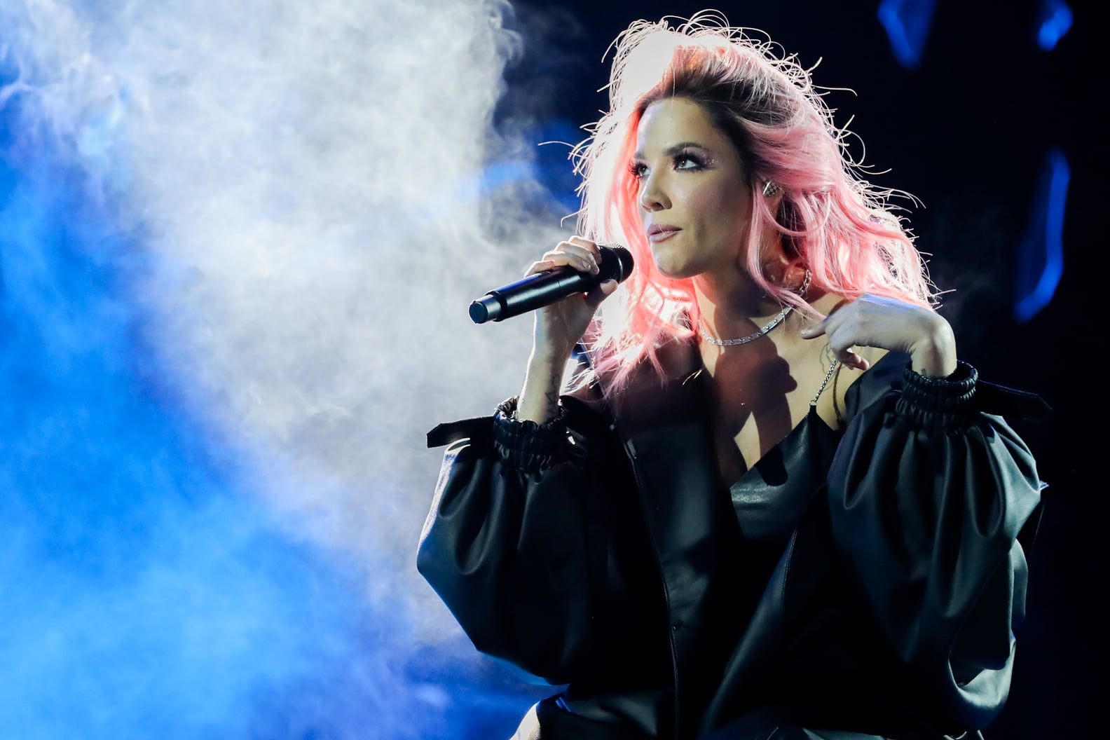 Halsey Pink Hair iHeartMusic Awards 2019 | POPSUGAR Beauty