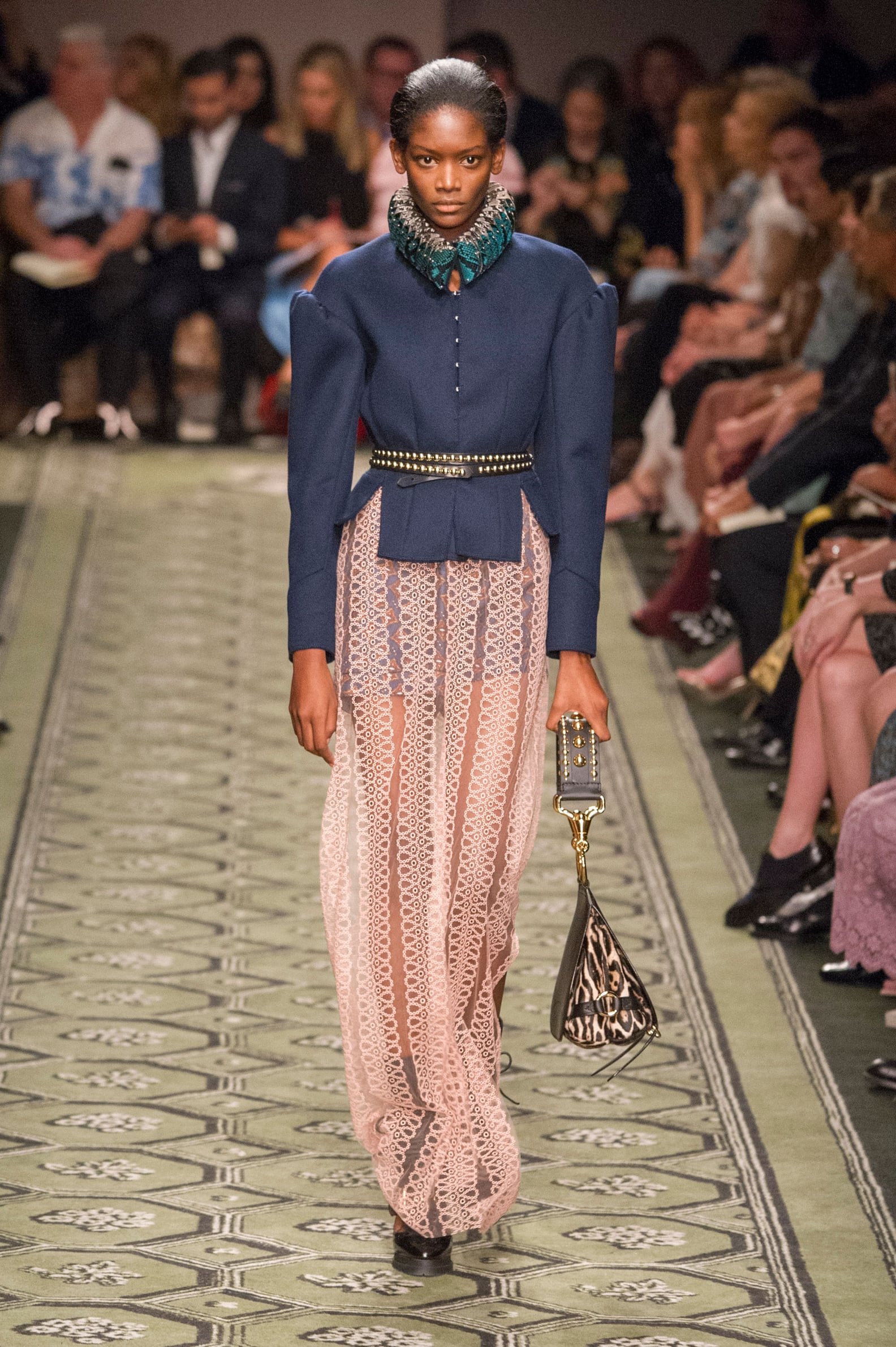 Burberry Runway Show September 2016 | PS Fashion