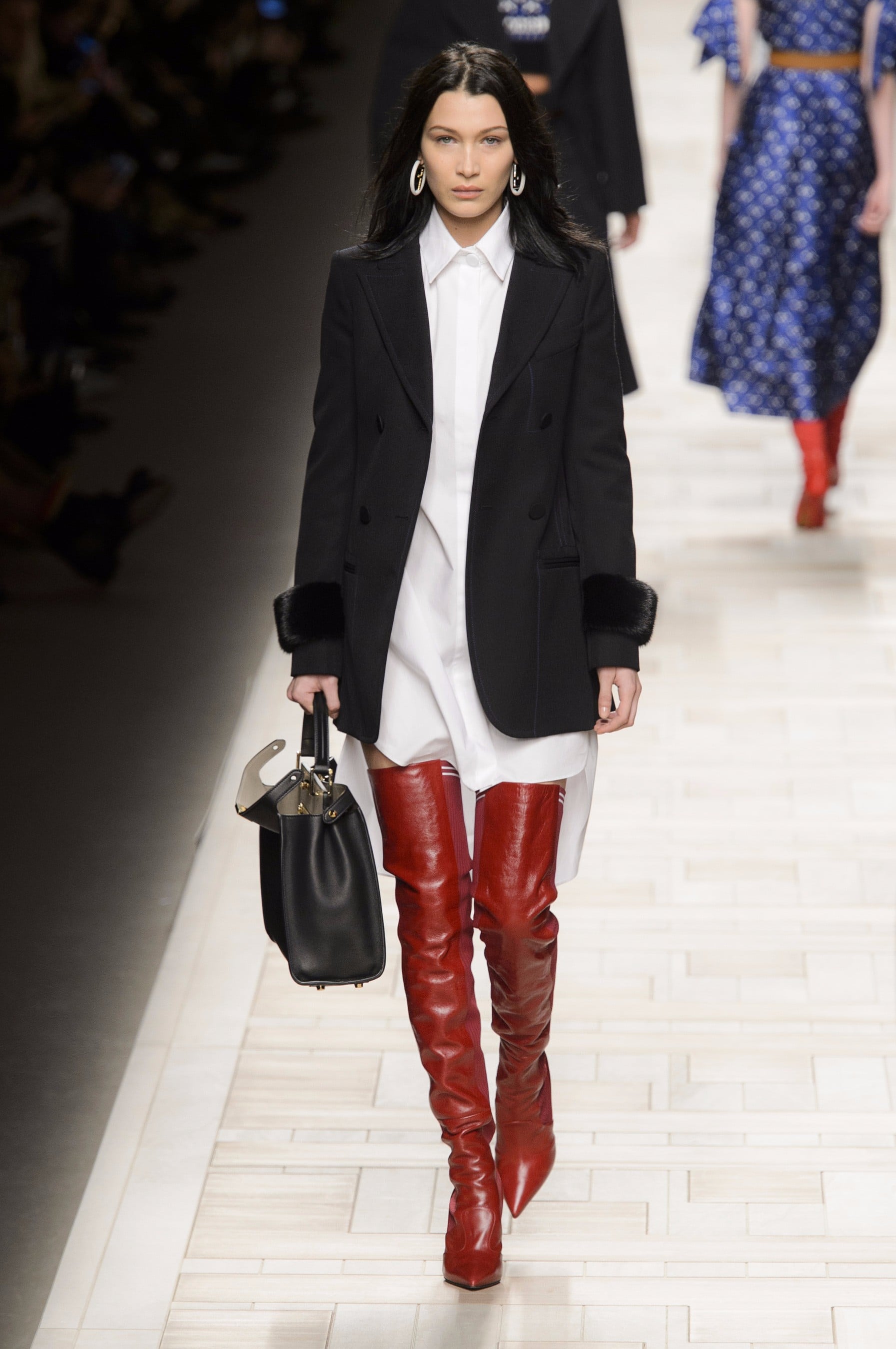 Fendi Fall 2017 Runway Show | PS Fashion