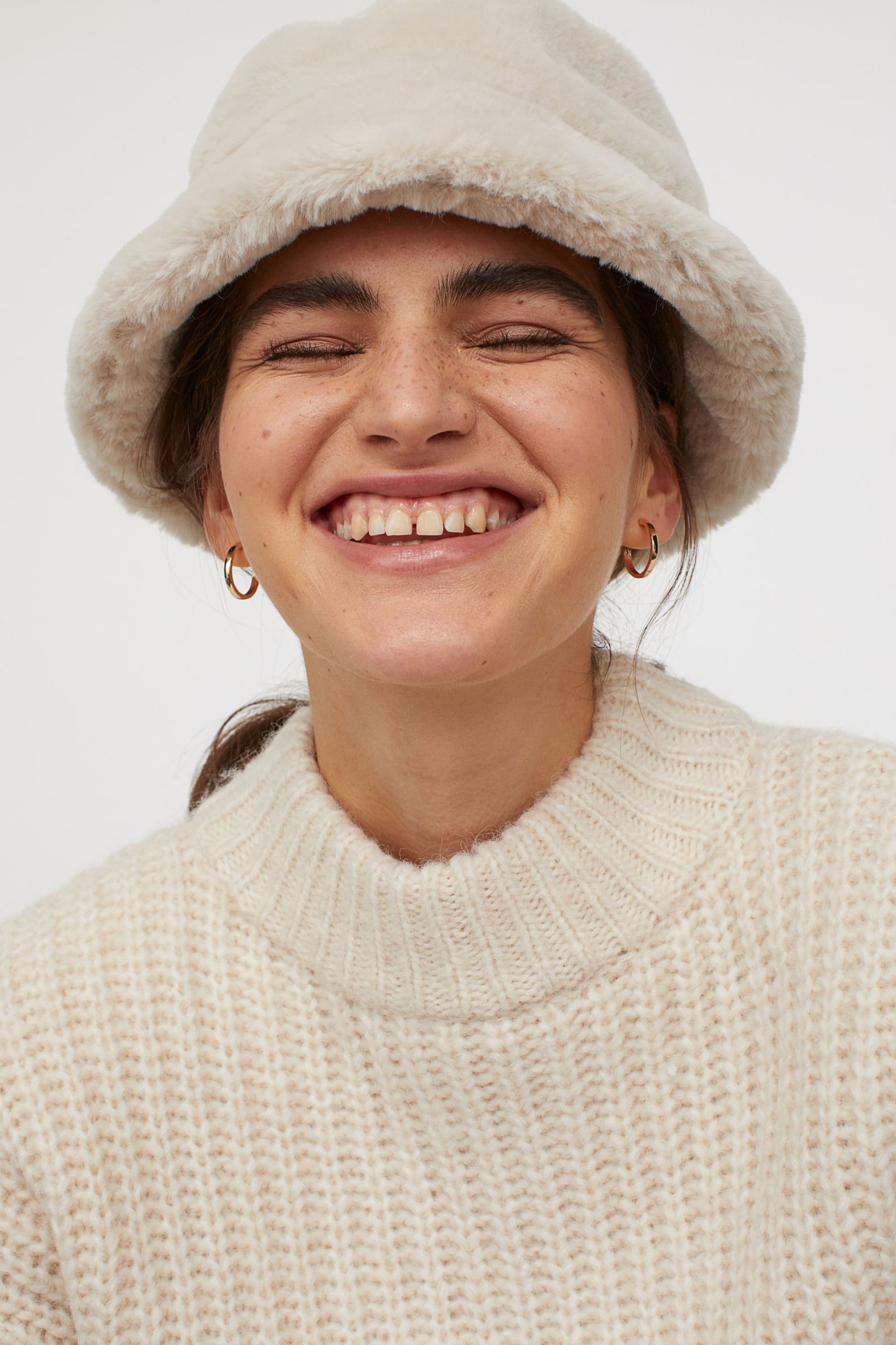 Fuzzy Bucket Hats | PS Fashion