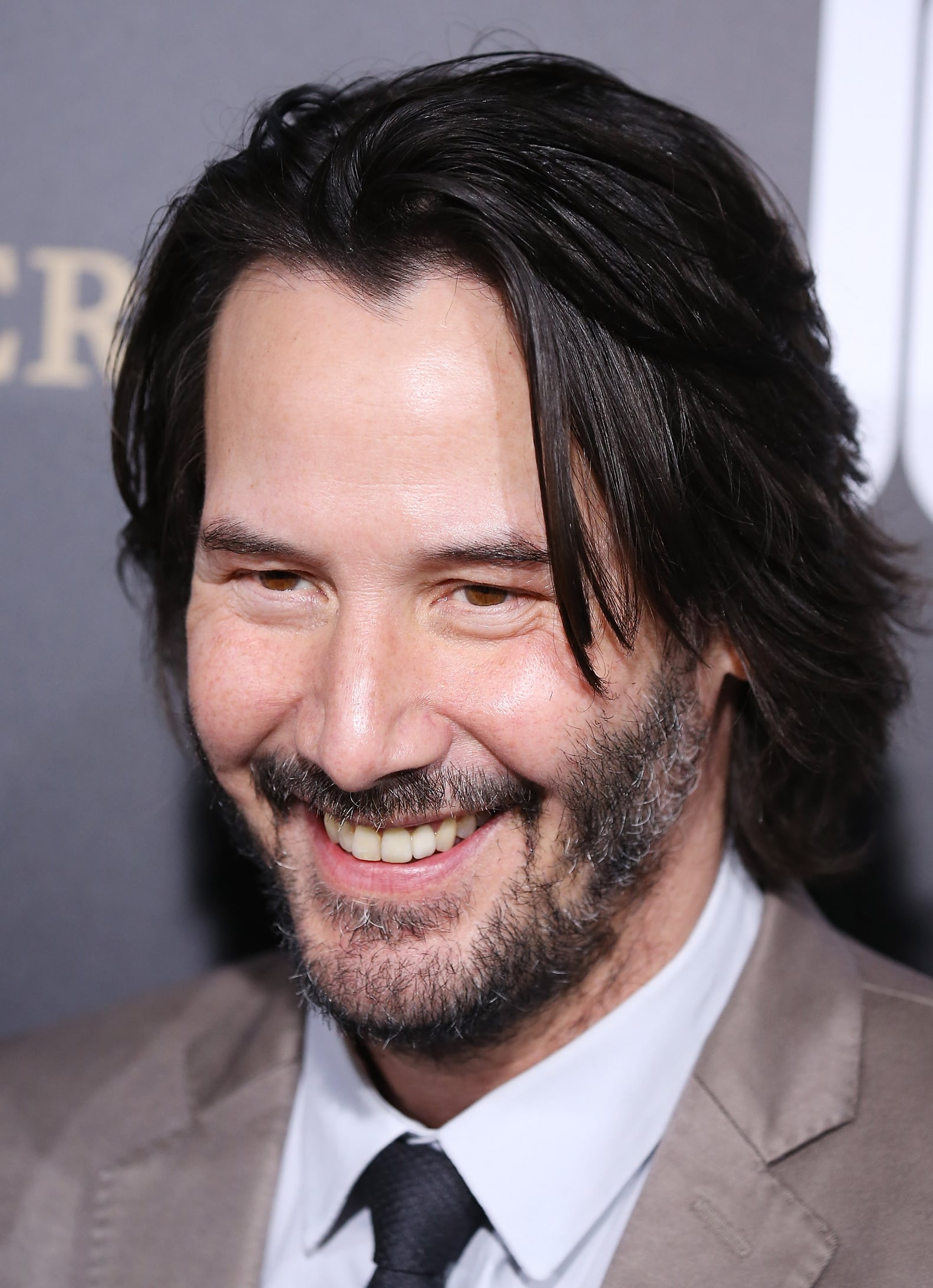 Pictures of Keanu Reeves Smiling | PS Celebrity