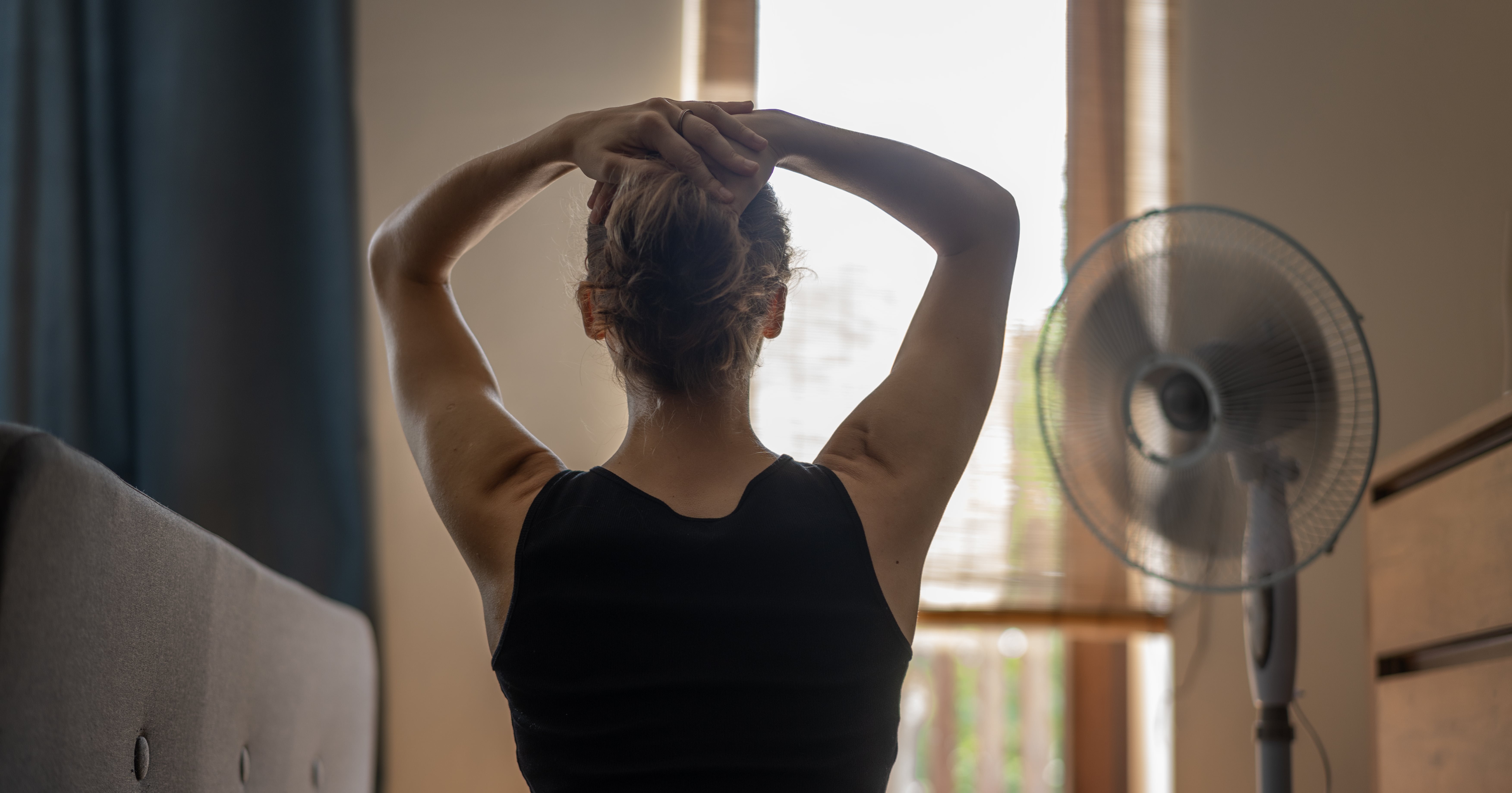 What Do Hot Flashes Feel Like? MDs Explain | PS Health