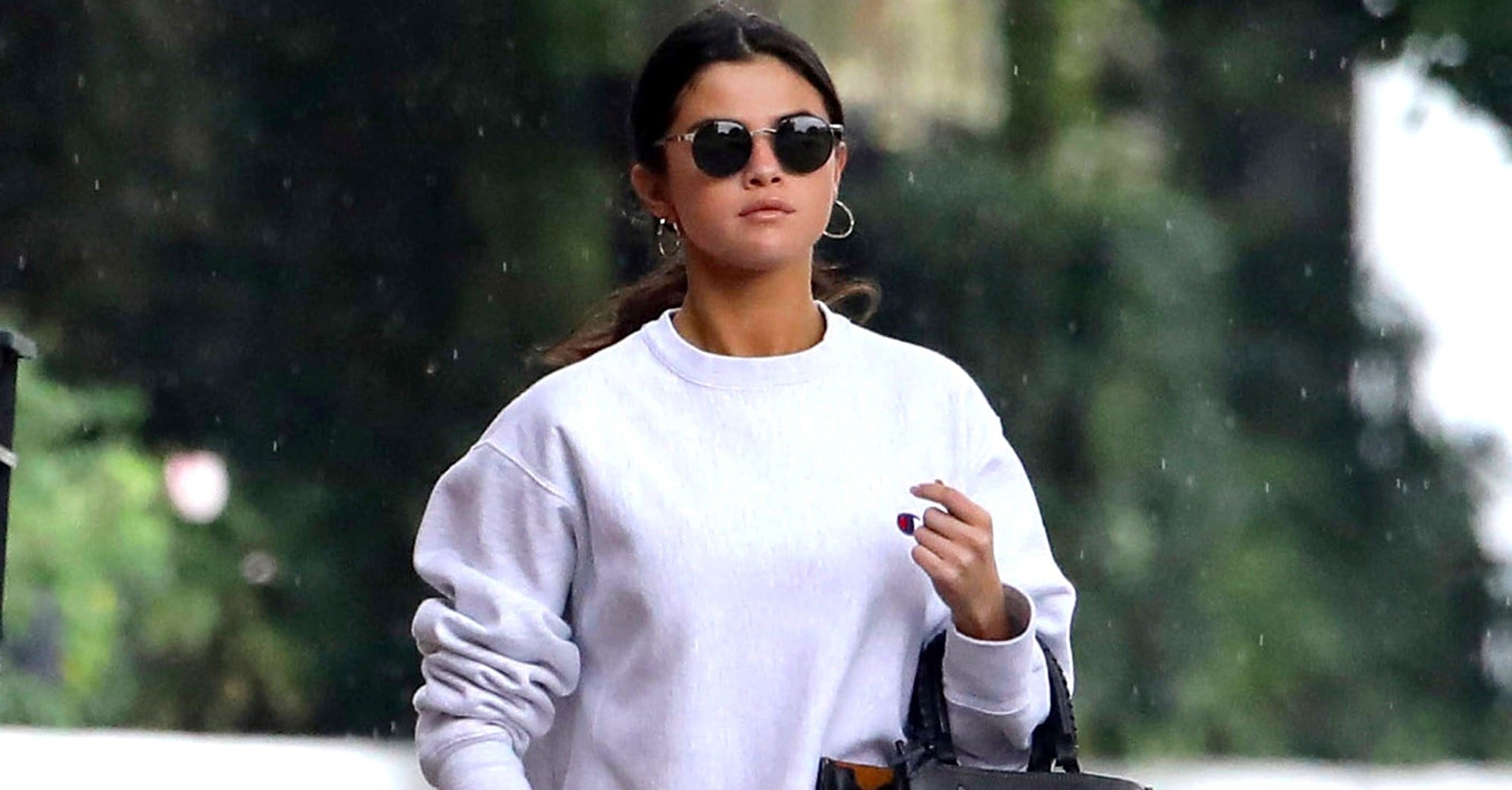 Selena Gomez Shares a Closet With The Weeknd | PS Fashion