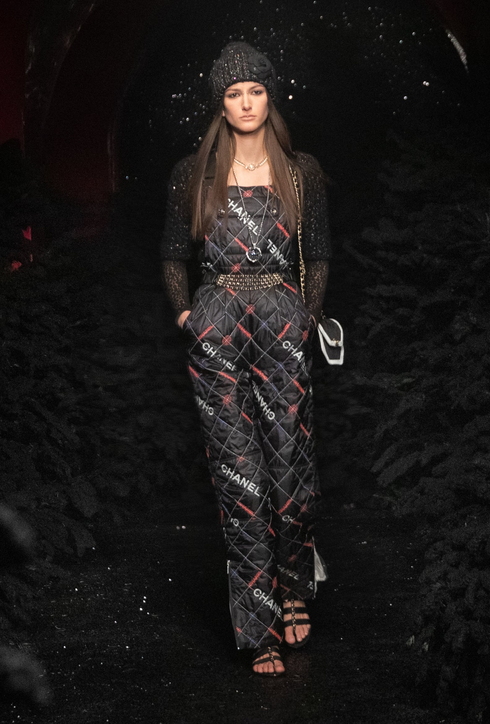 Chanel's Fall Collection Is a Mix of Ski Wear and '70s Cool | PS Fashion