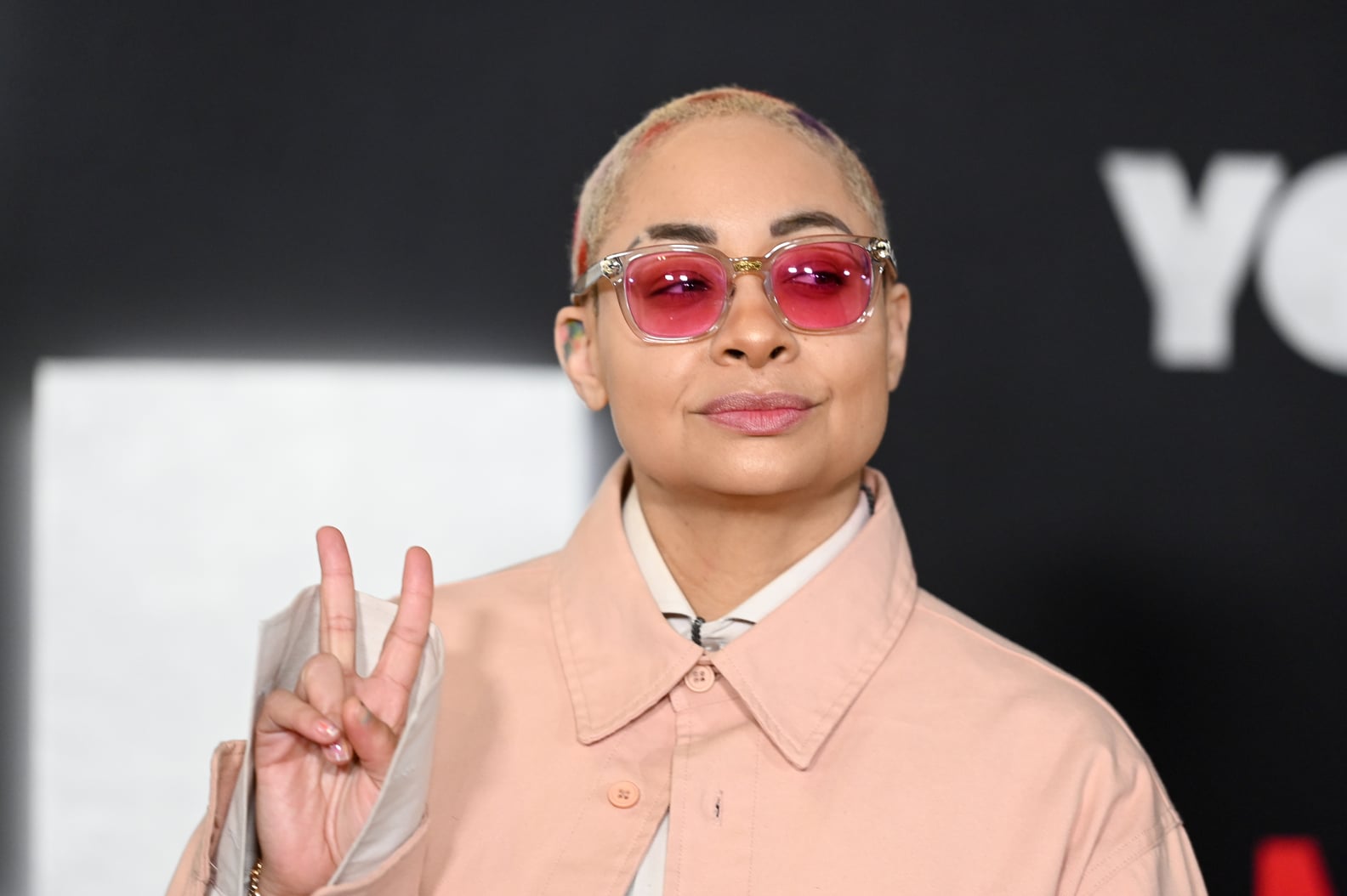 Raven-Symoné Debuts a Polka-Dot Buzz Cut on the Red Carpet | PS Beauty