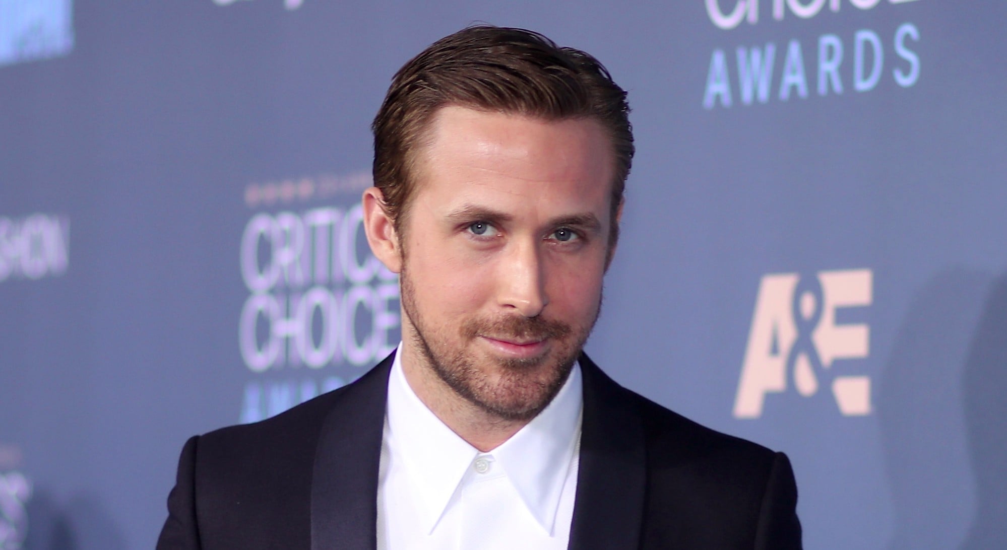Ryan Gosling at 2017 Critics' Choice Awards Pictures | PS Celebrity