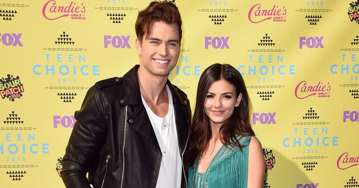 Victoria Justice and Boyfriend Teen Choice Awards Red Carpet | POPSUGAR ...