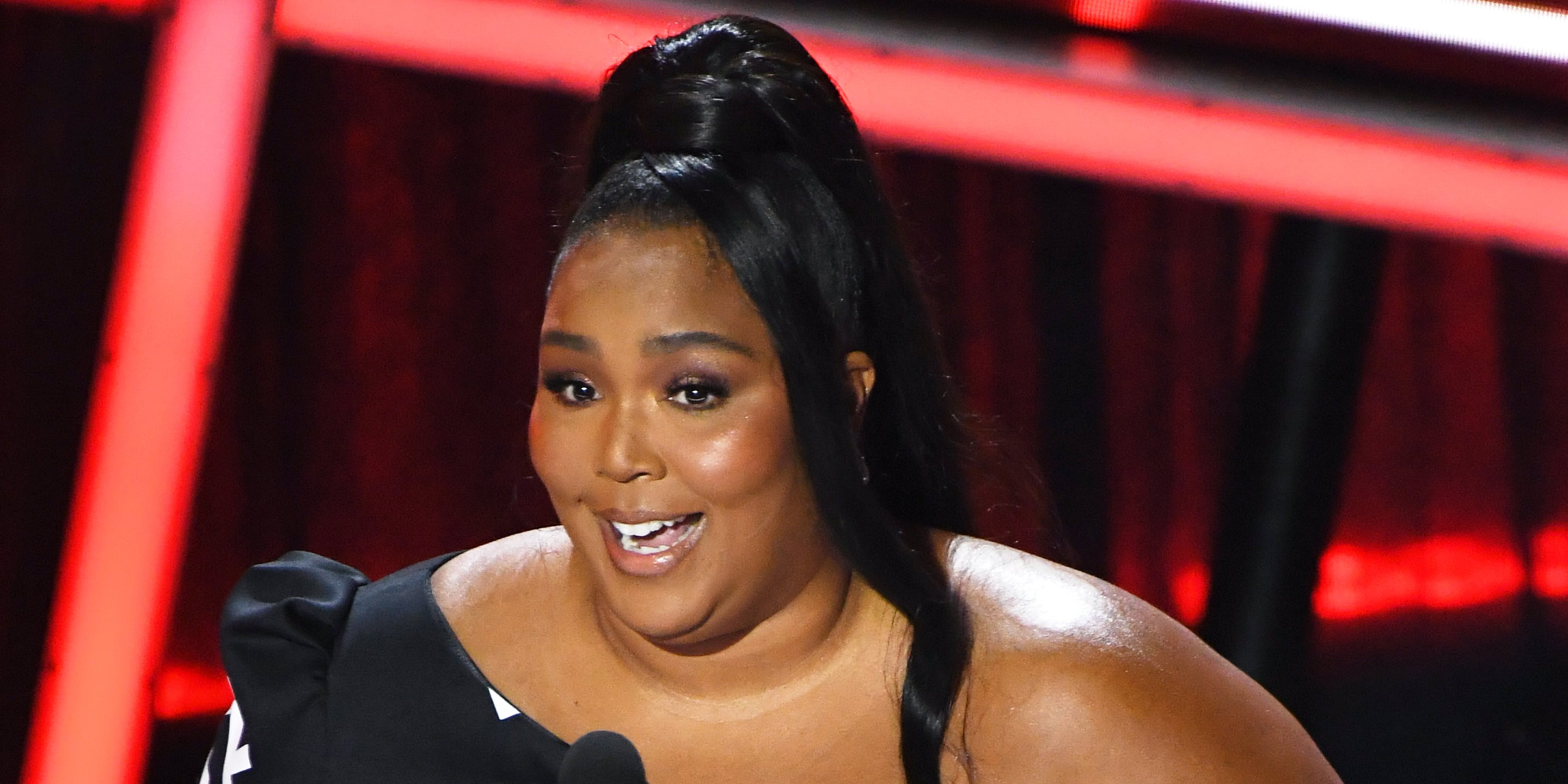 Lizzo Hairstyle Interview Billboard Music Awards | PS Beauty