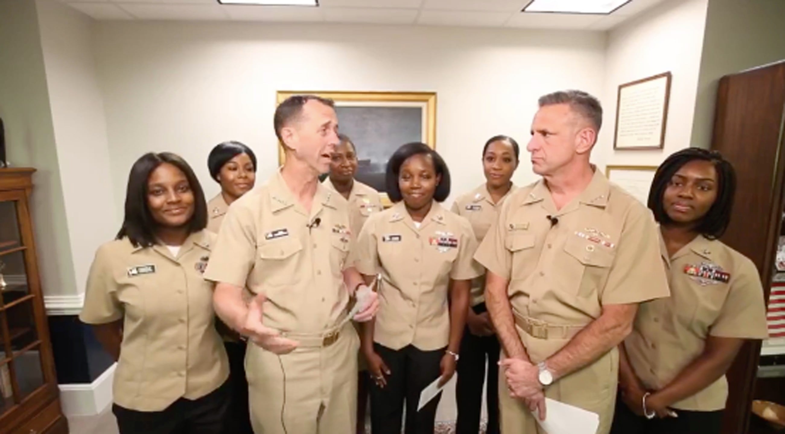 US Navy Allows Women to Wear Their Natural Hair | PS Beauty
