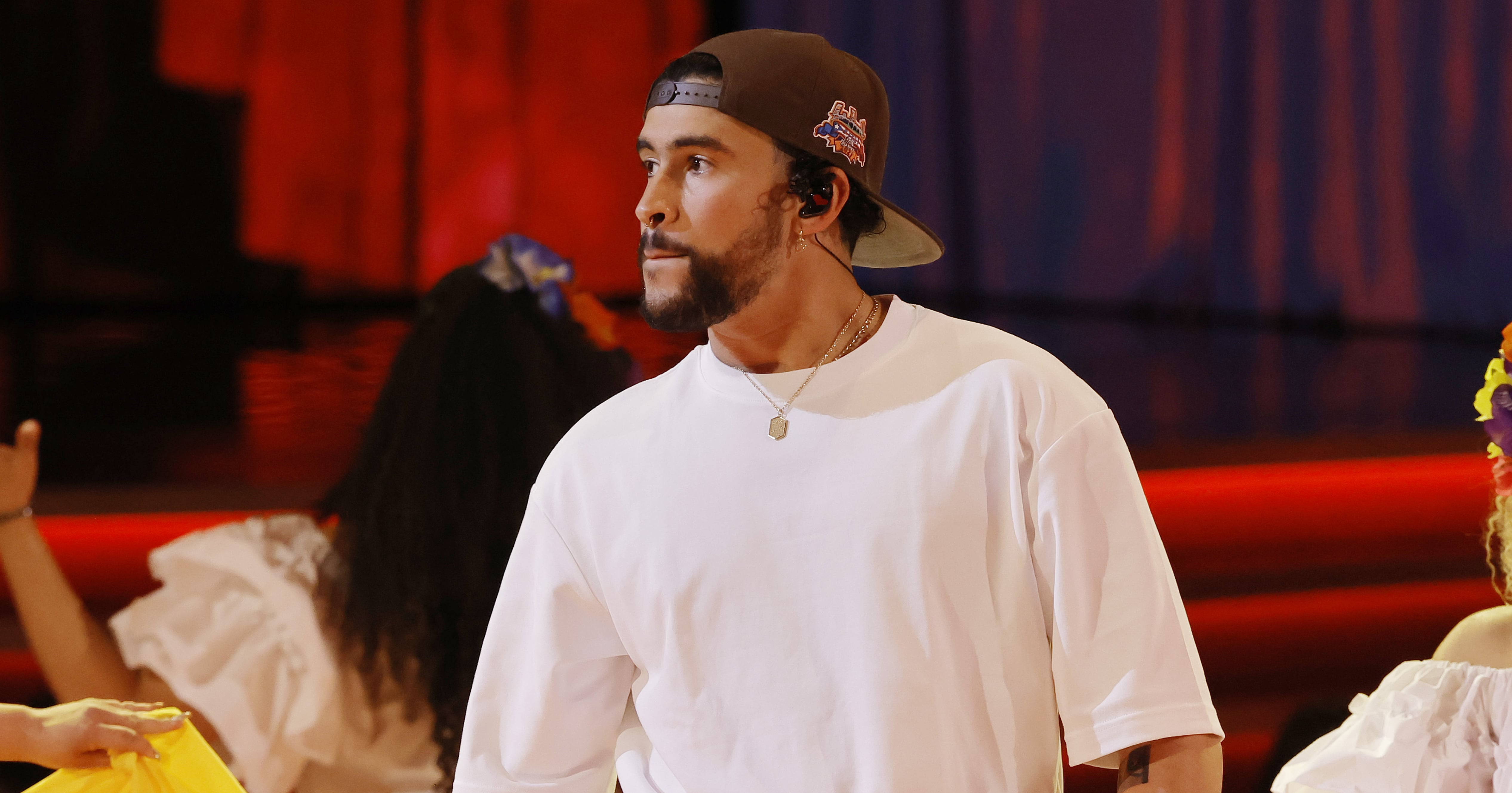 Bad Bunny and Carliz De La Cruz Hernández Lawsuit | POPSUGAR Entertainment