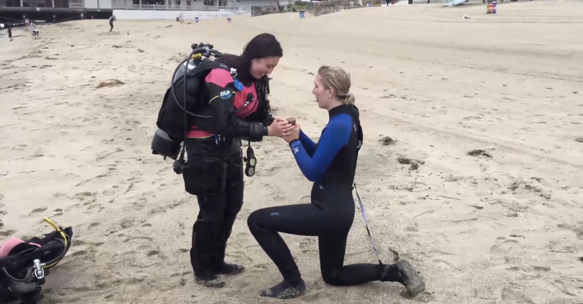 Woman Secretly Learns Scuba Diving to Propose to Girlfriend | PS Love