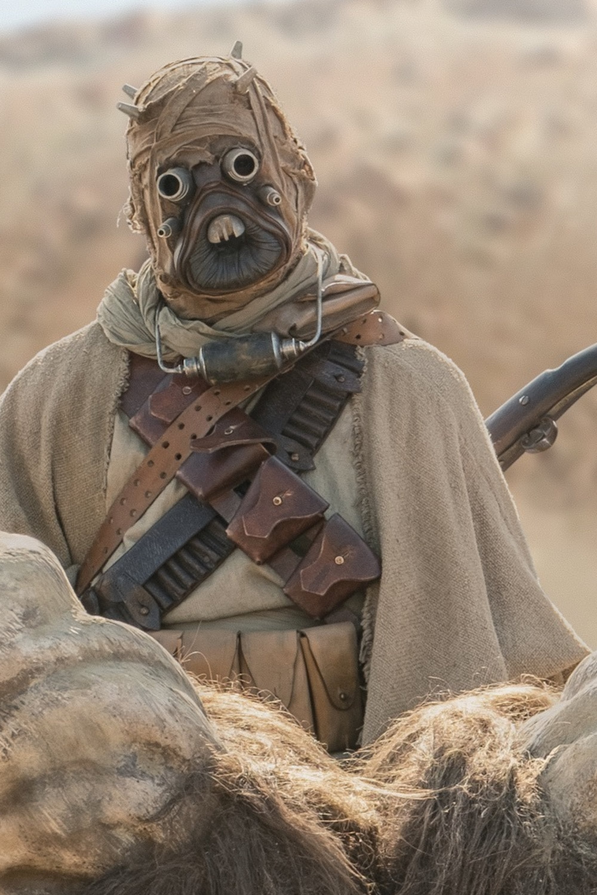 The Mandalorian: Significance of Pearl in the Krayt Dragon | POPSUGAR ...