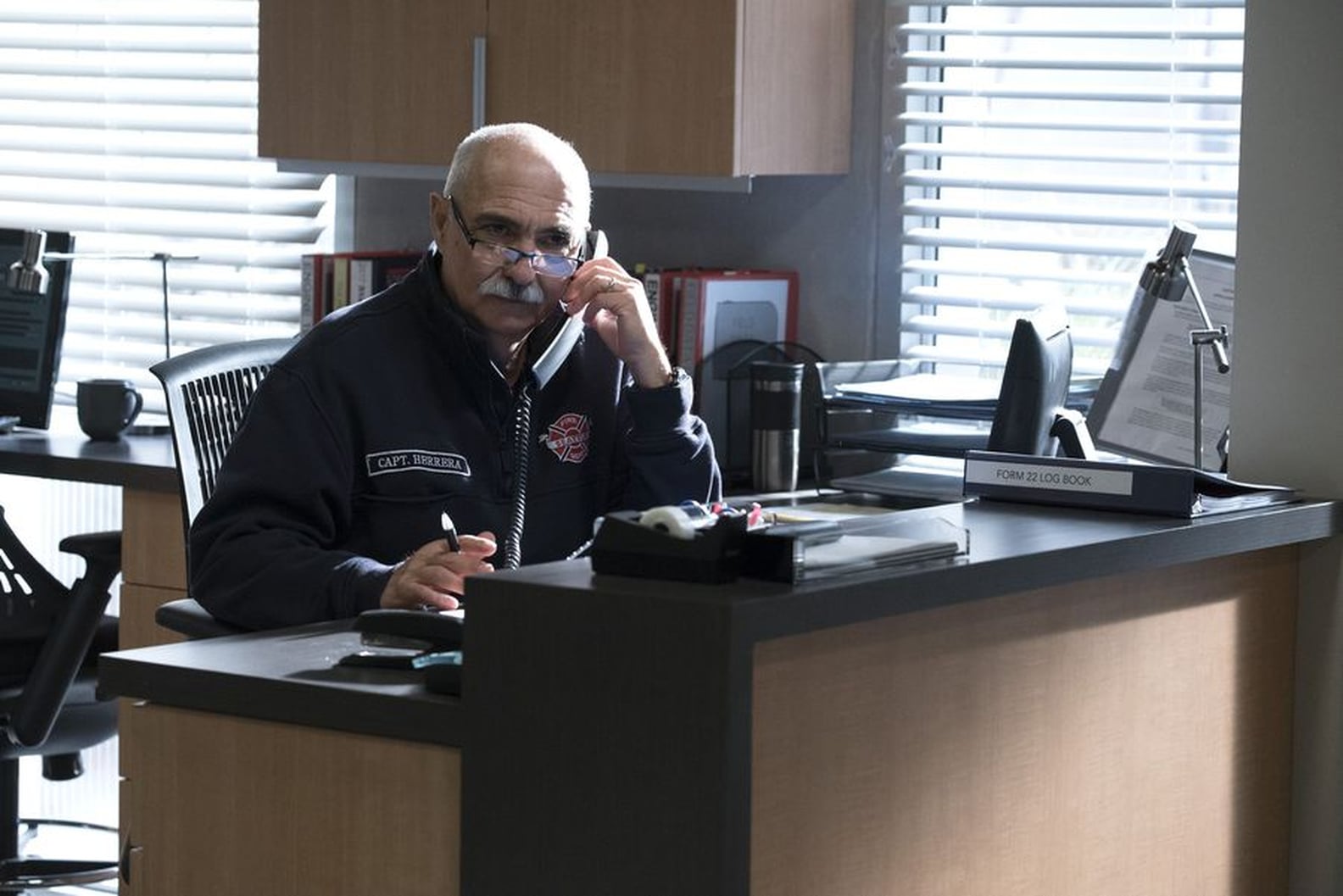 Who Plays Frank Curry on Sharp Objects? | POPSUGAR Entertainment