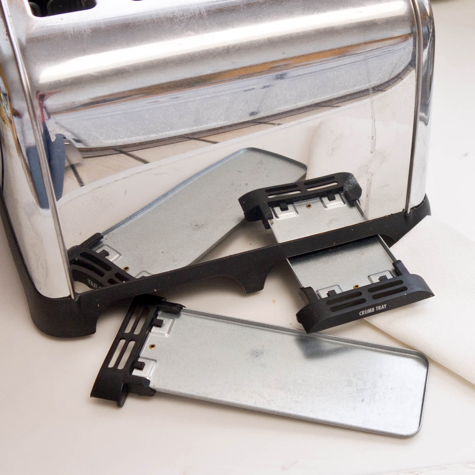 How to Clean Your Toaster | PS Smart Living