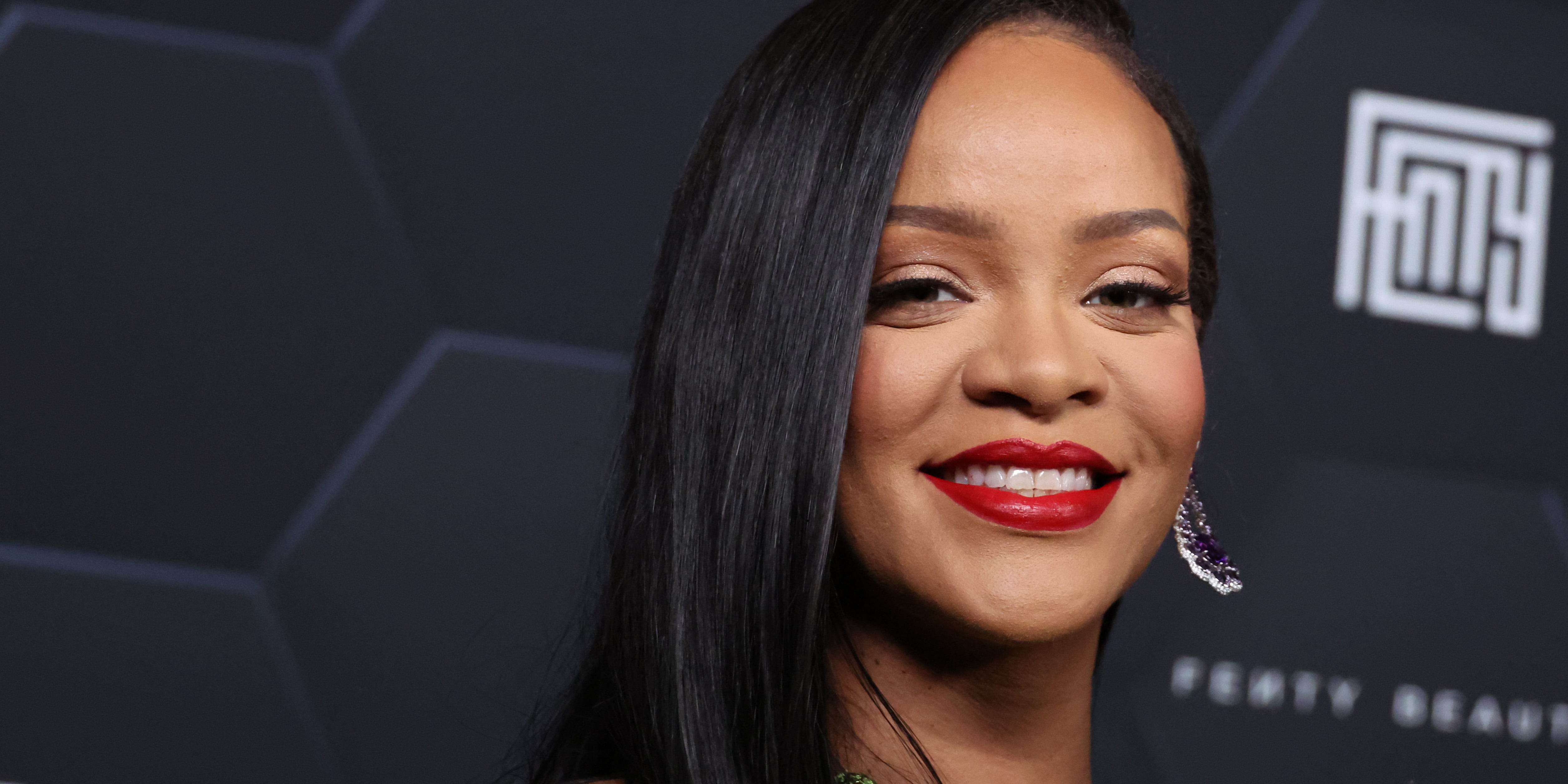 What We Can Learn From Rihanna's Birth Chart | PS UK Celebrity