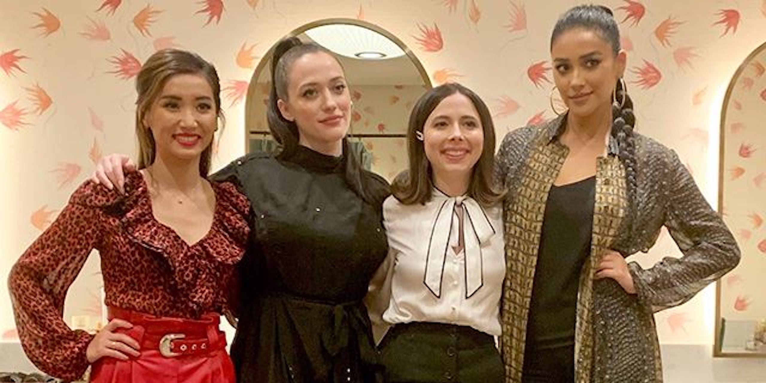 Cute Pictures of the Dollface Cast Hanging Out Together | PS Celebrity