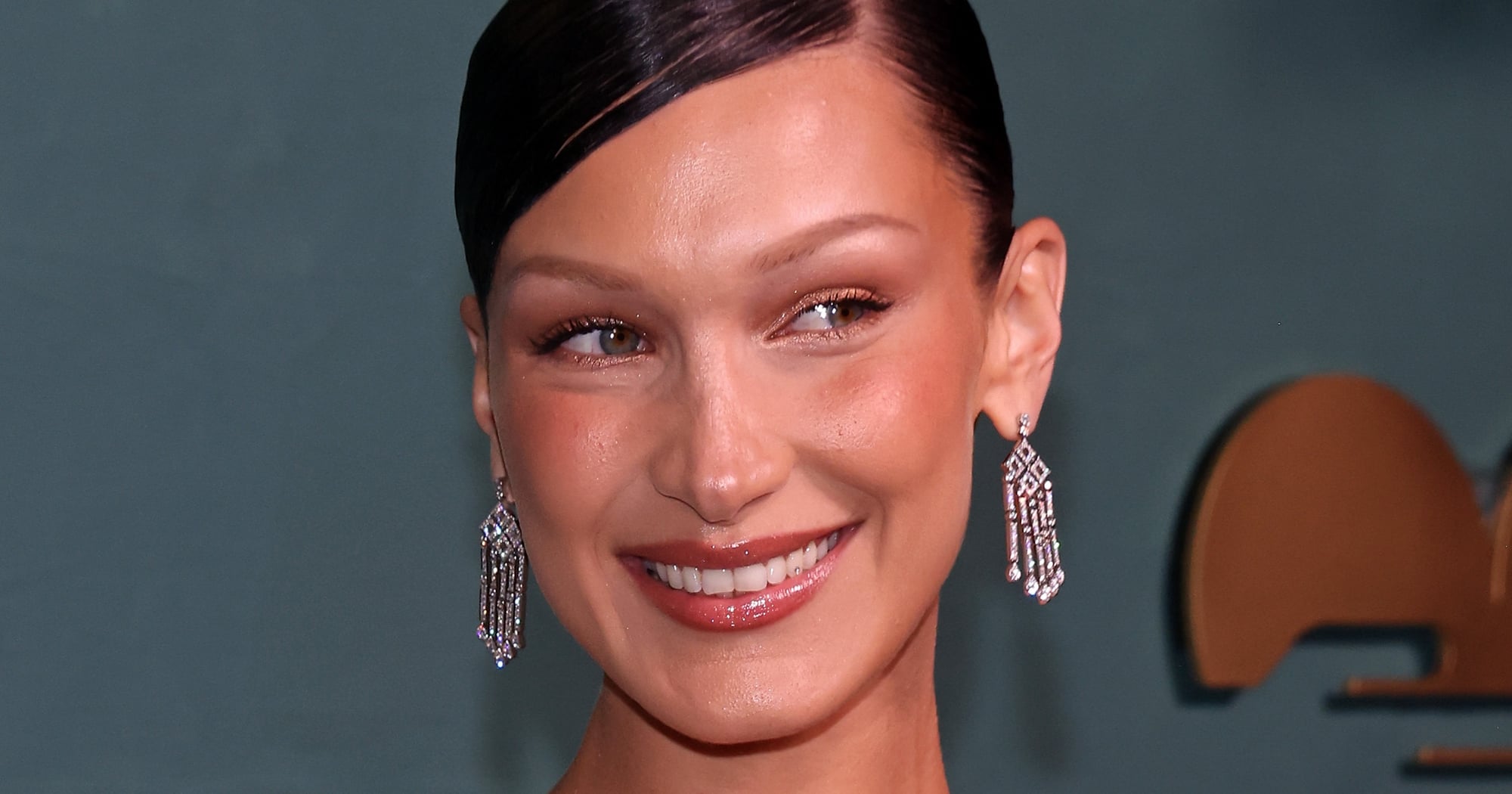 Bella Hadid Celebrates 5 Months Alcohol-Free in Las Vegas | PS Fitness