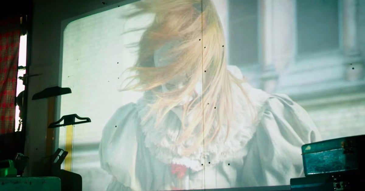 It Trailer Next to the Original Movie | POPSUGAR Entertainment