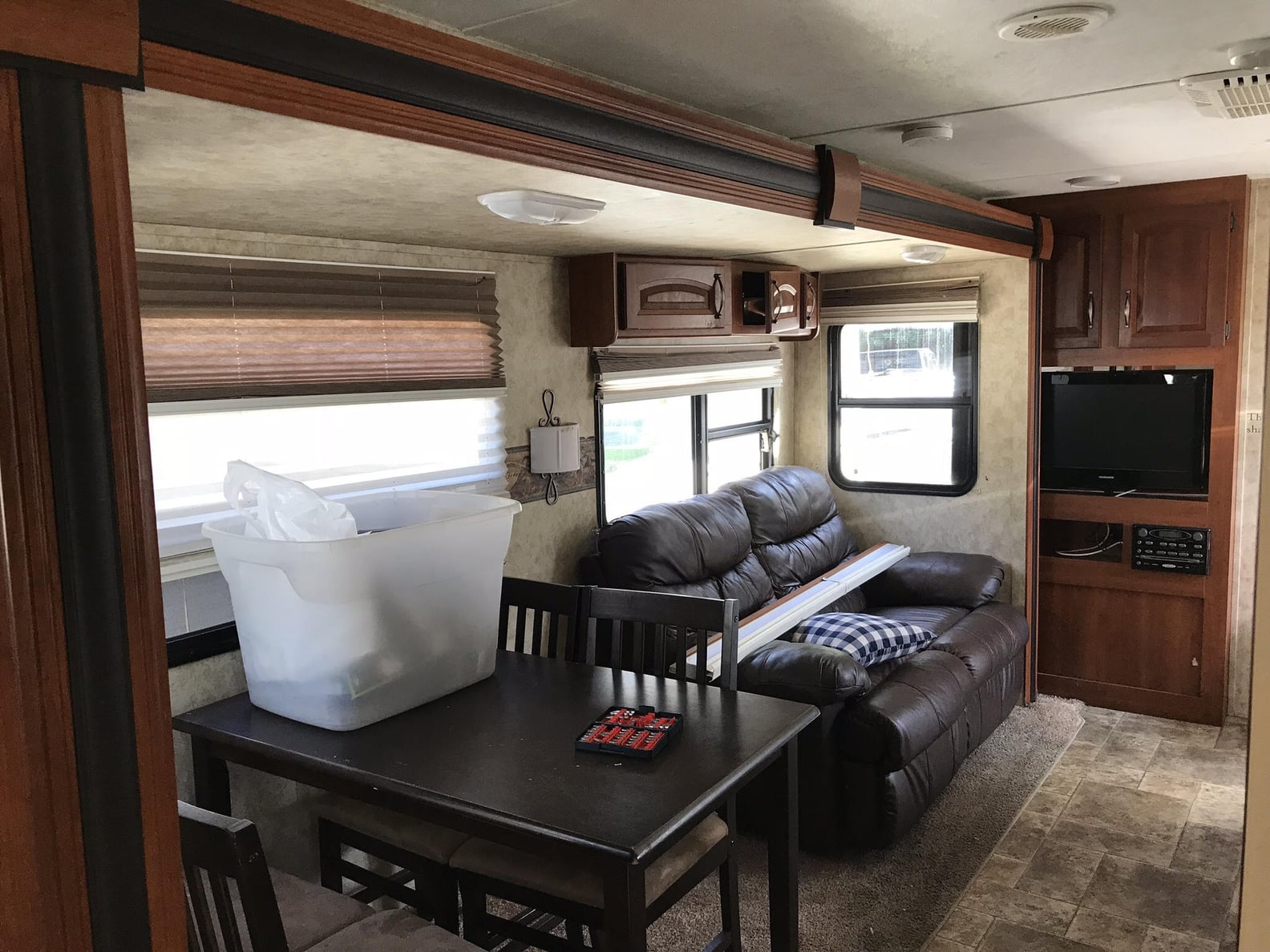 Trailer Renovation Before and After | PS Home