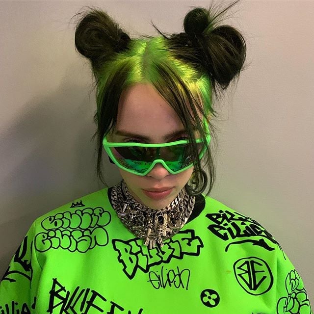 Celebrities With Green Hair 60 Photos - Moonagedaydream.film