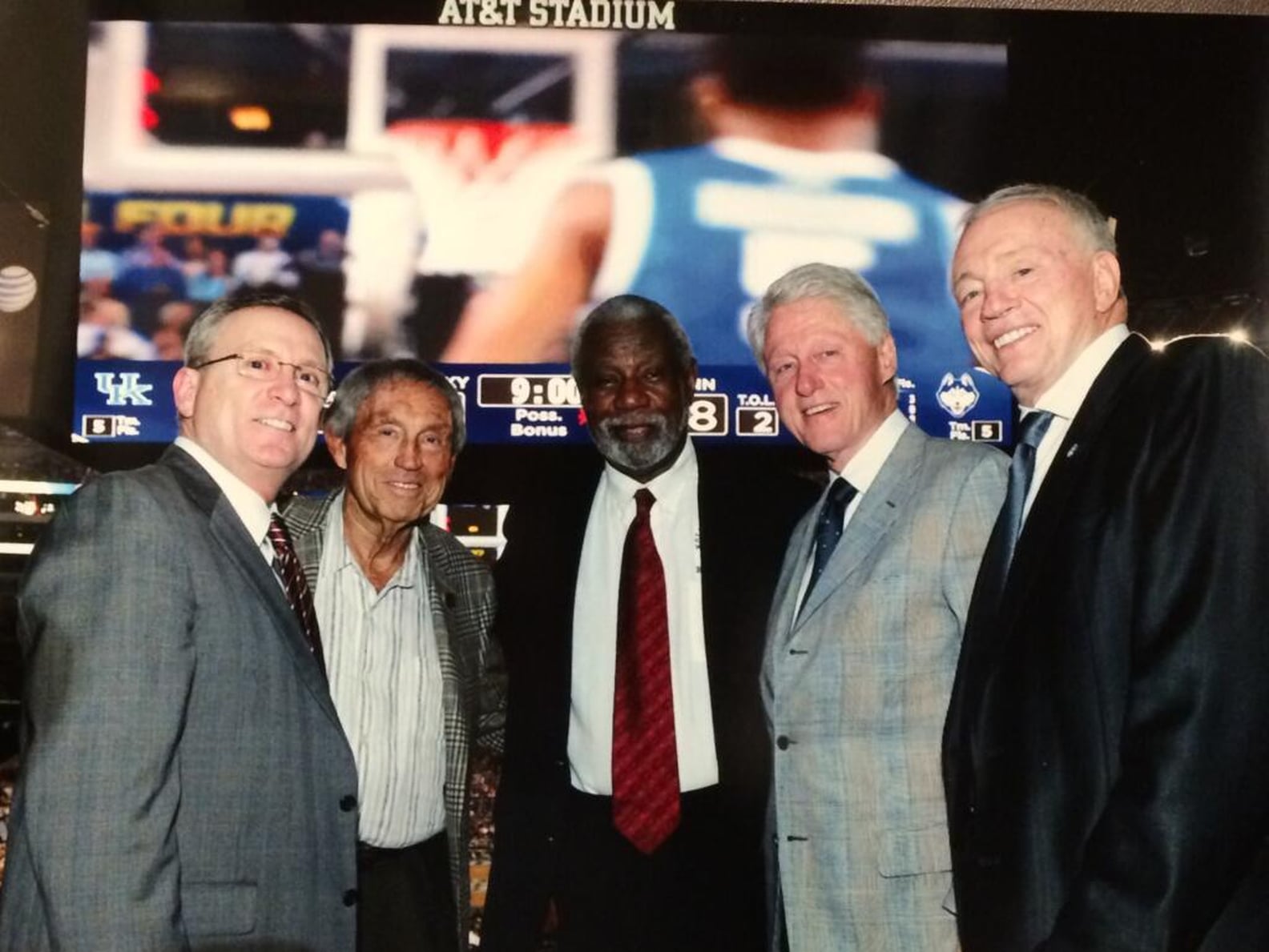 Bill Clinton And George W Bush At The Ncaa Finals 2014 Ps Celebrity