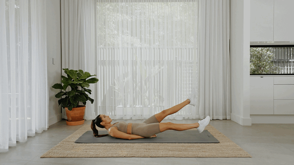 flutter kicks exercise gif