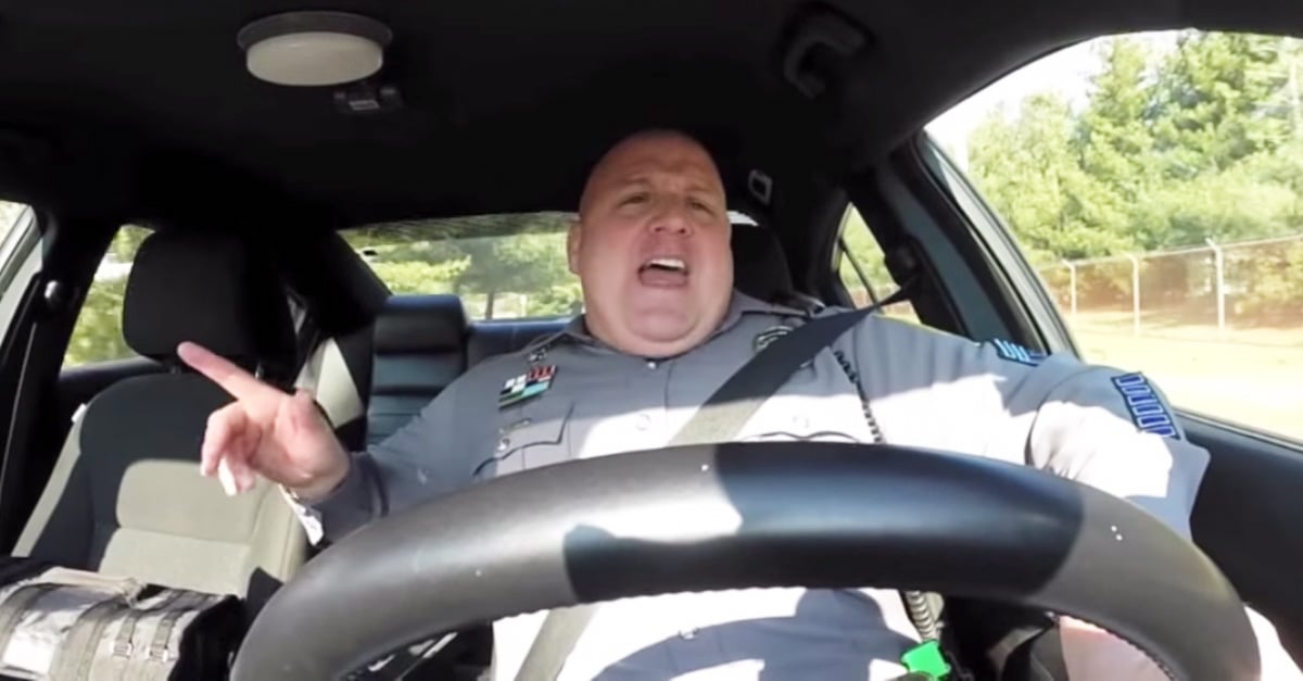 Cop Singing to Taylor Swift's "Shake It Off" | POPSUGAR Entertainment
