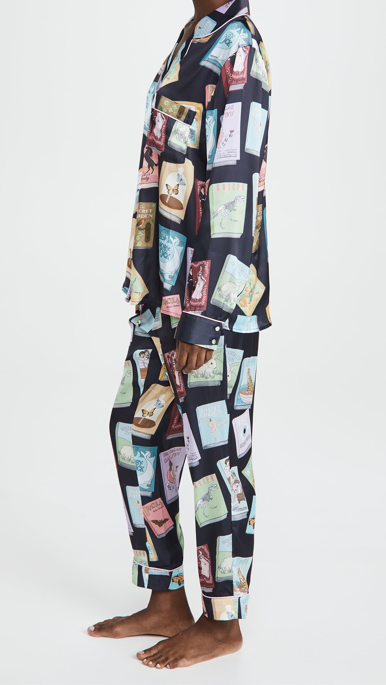 These Book Cover Pajamas Are Covered in Classic Novels | PS Smart Living