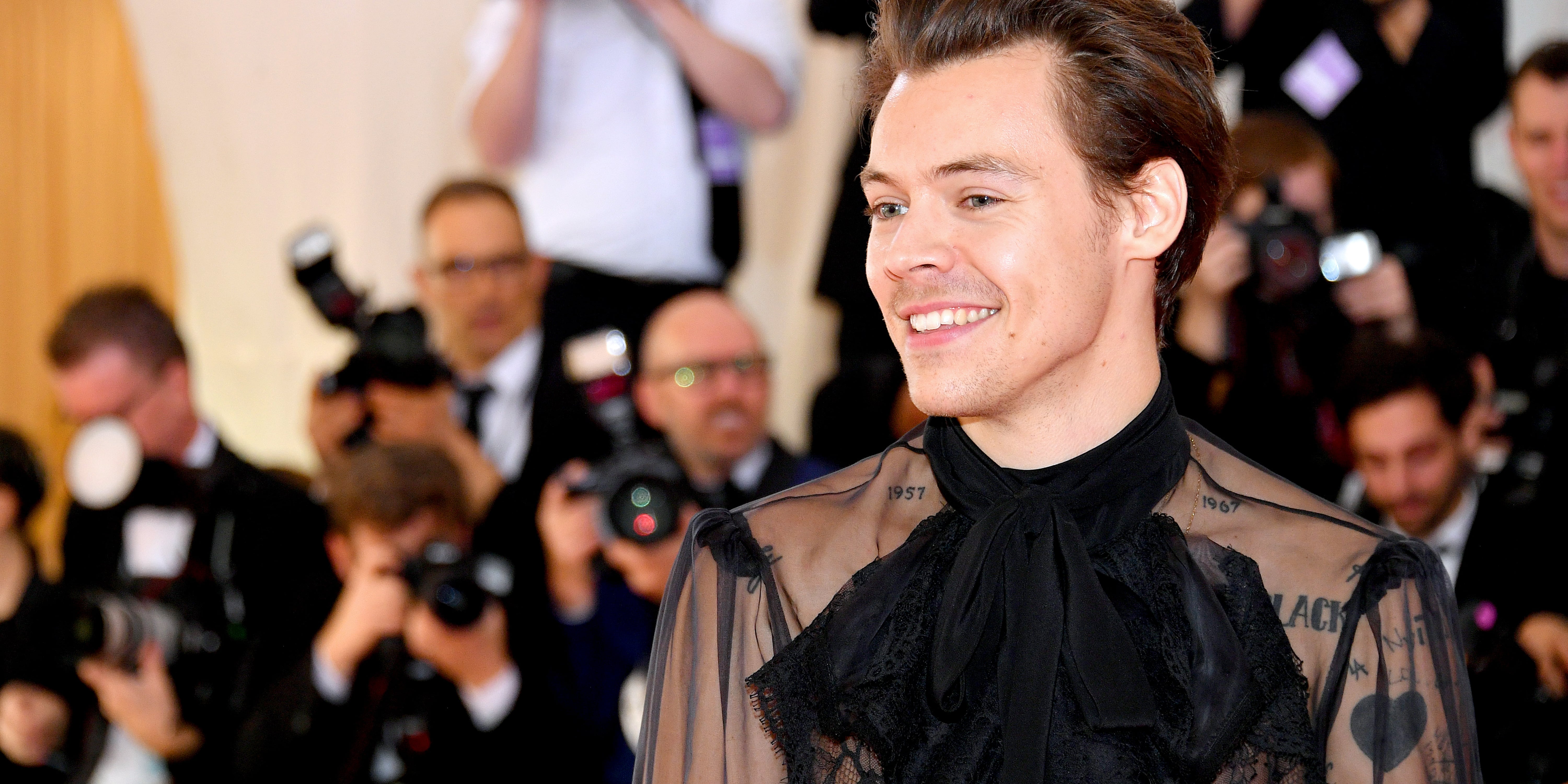 Harry Styles Debuts Short, Rugged Haircut in Italy | PS Beauty